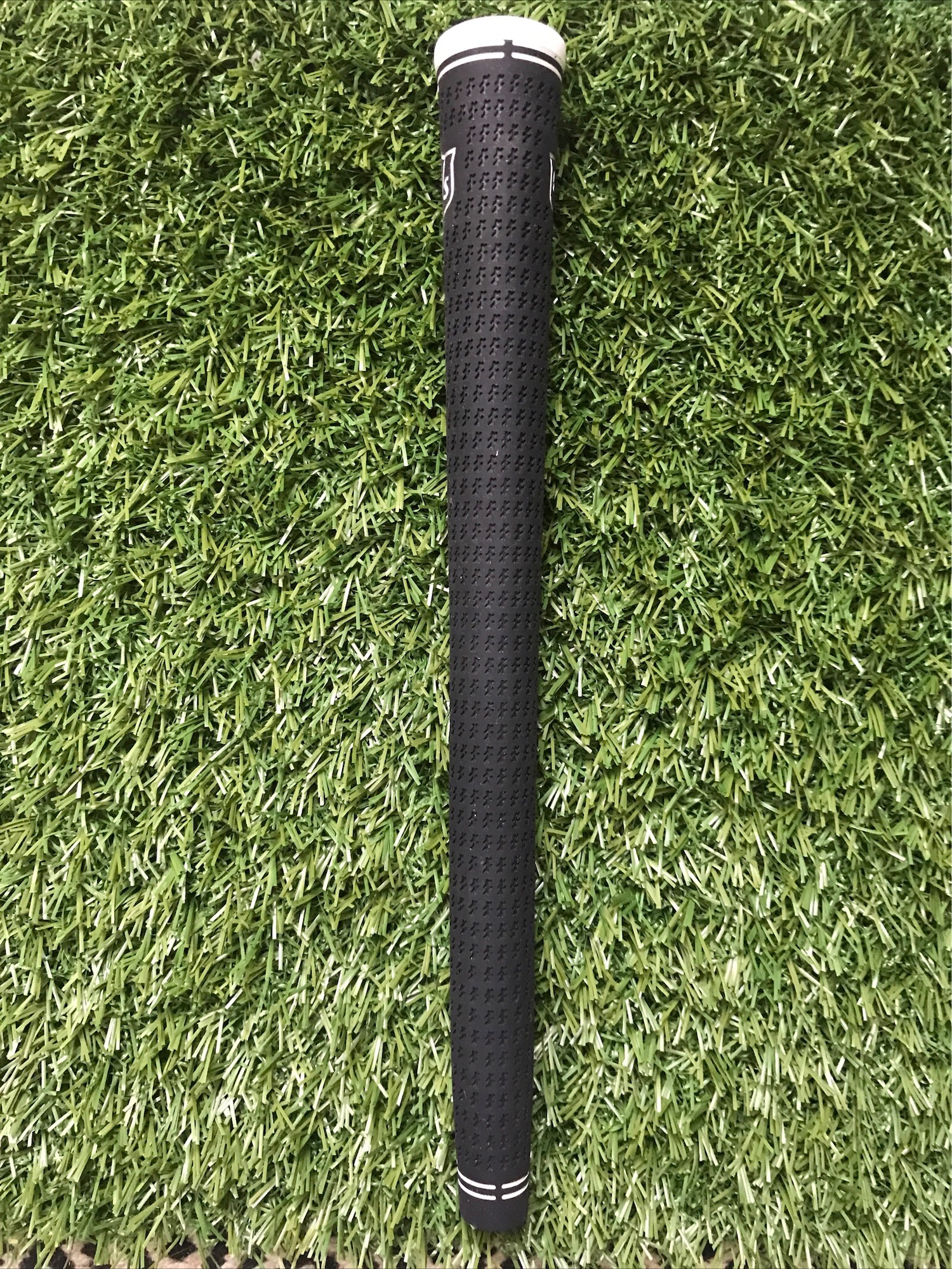 Wilson Staff Lamkin Standard Size Golf Grip .58 Core - Black White Cap ...