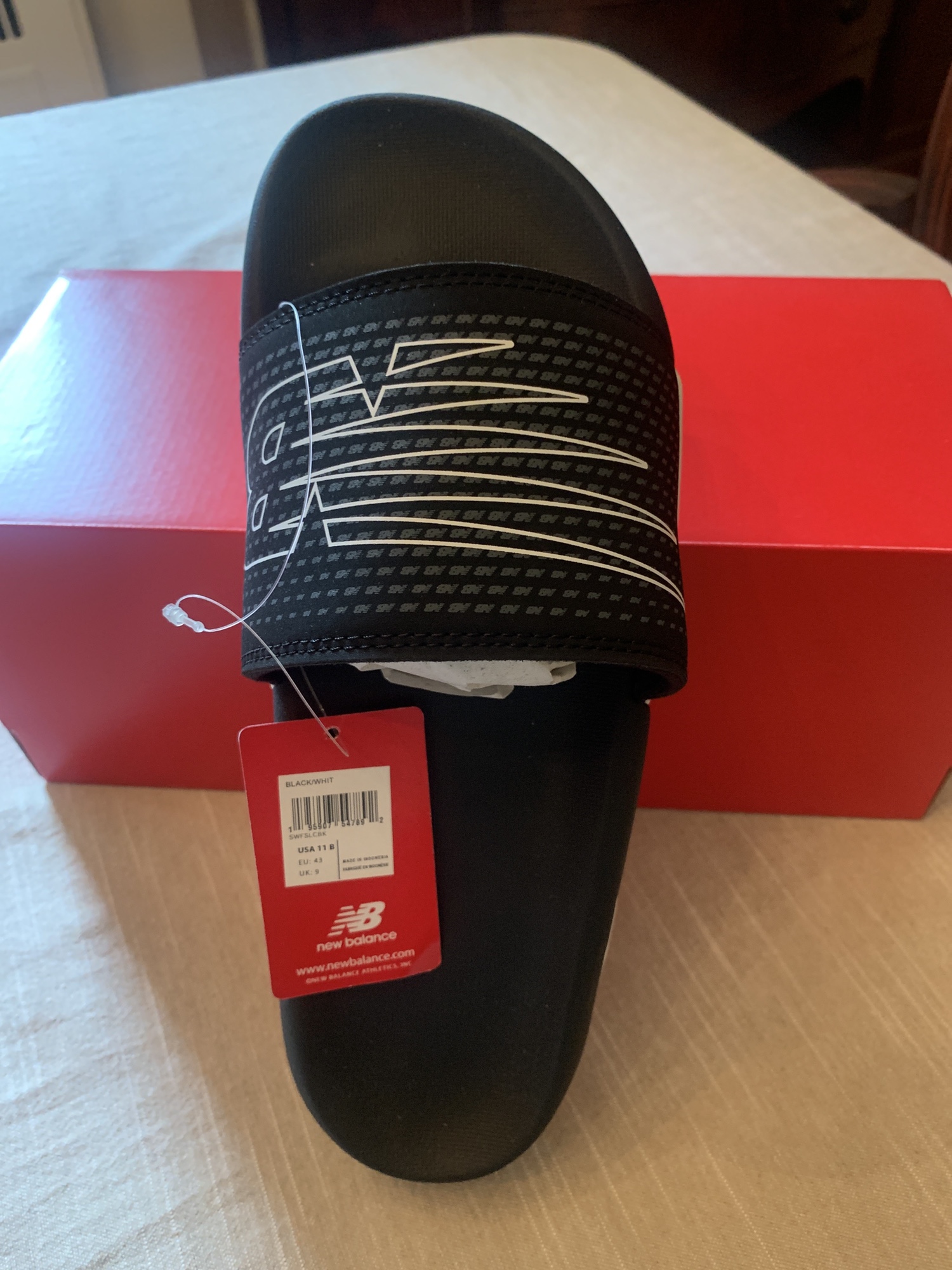 New Balance Women’s Slides | SidelineSwap