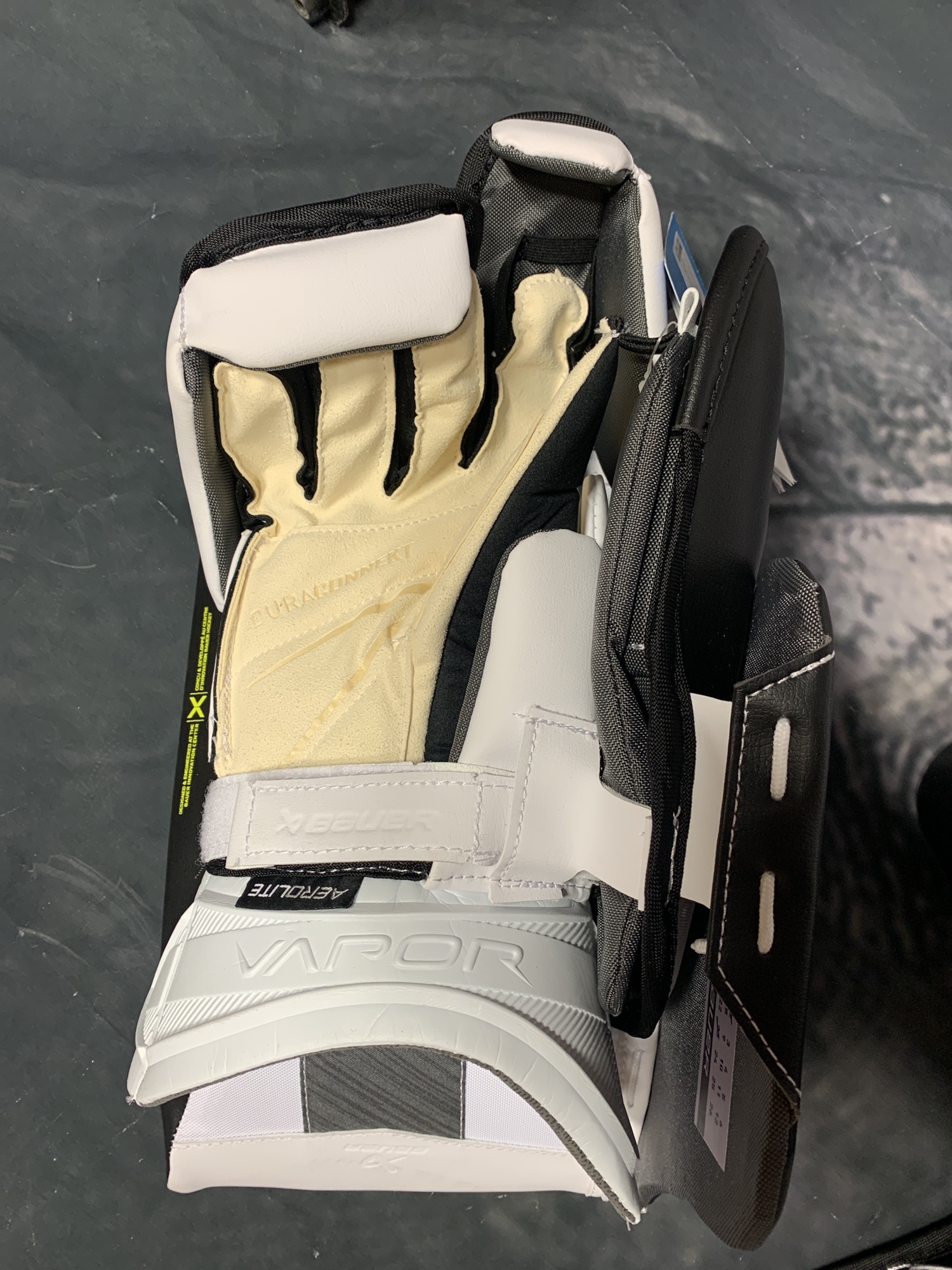 NEW Bauer X5 Pro Full Senior Goalie Set | SidelineSwap