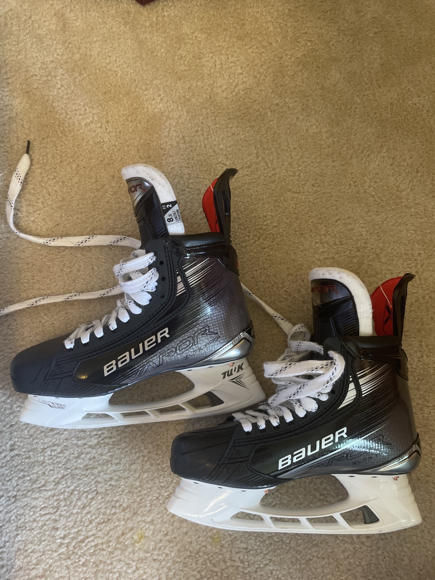 Senior Bauer Regular Width Size 8.5 Vapor X LTX Pro Hockey Skates ...