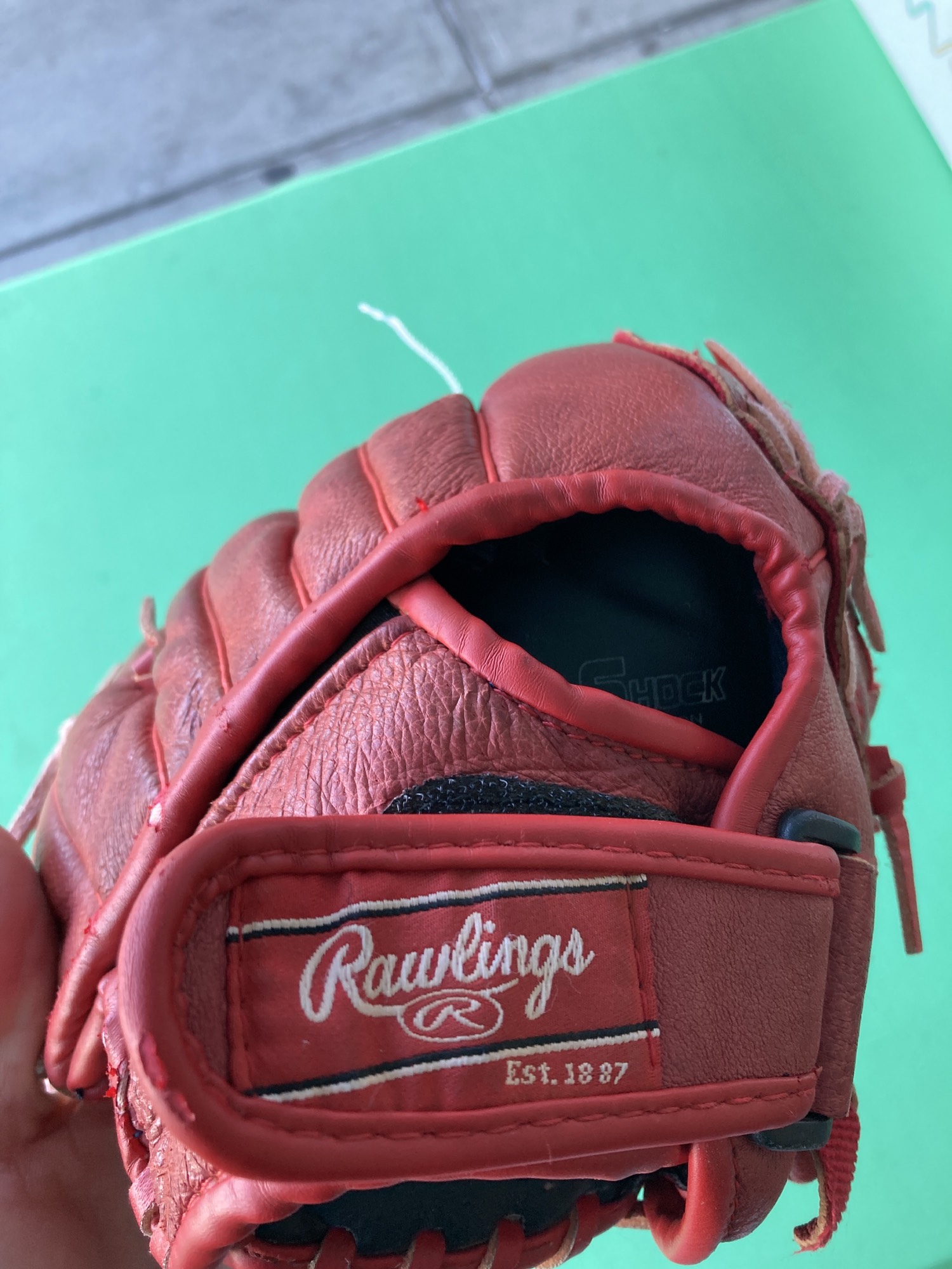 Used Rawlings Highlight Series Right Hand Throw Infield Baseball Glove 12" | SidelineSwap