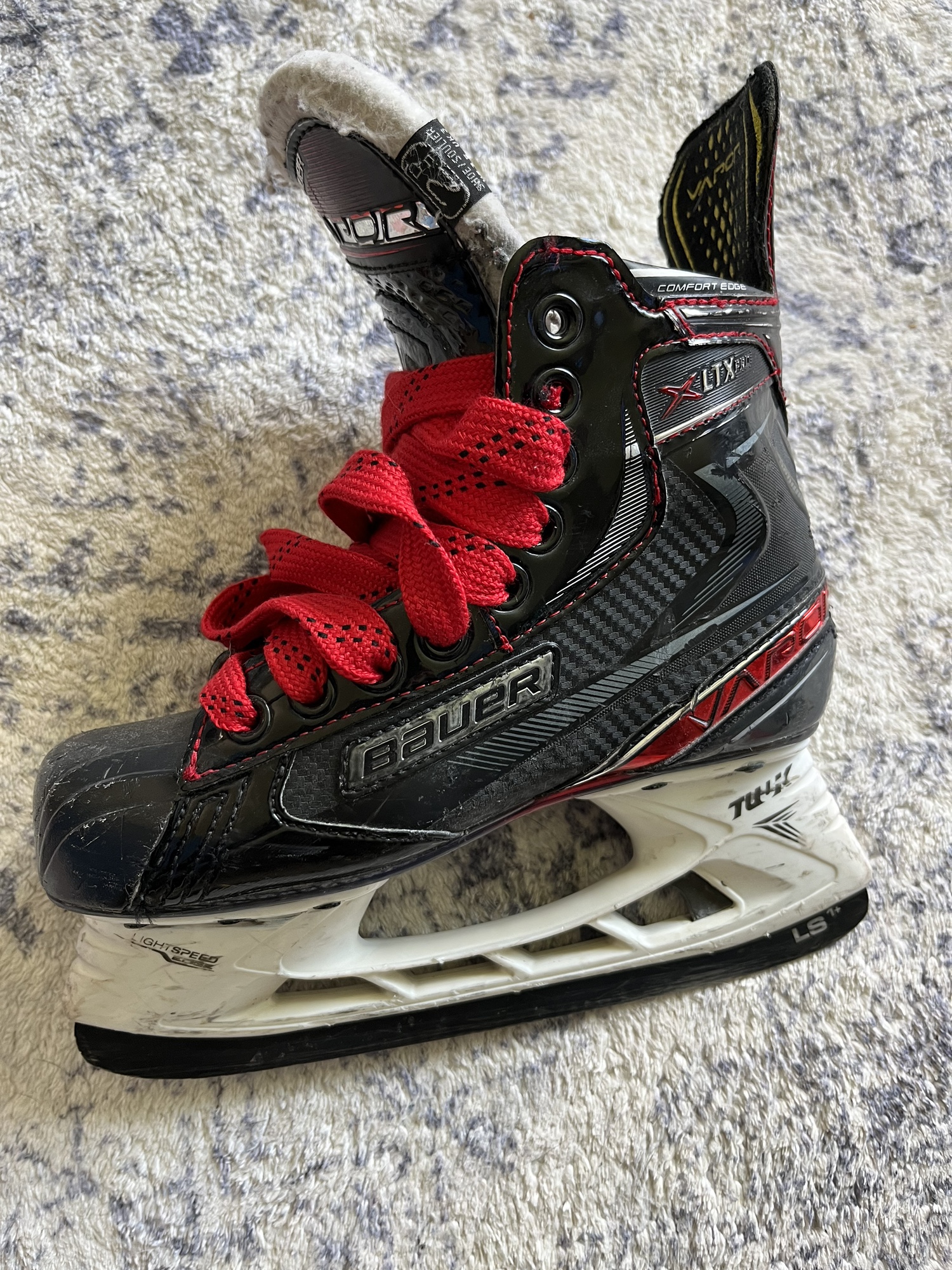 Used Bauer Regular Width Size 2.5 Vapor X LTX Pro Hockey Skates ...