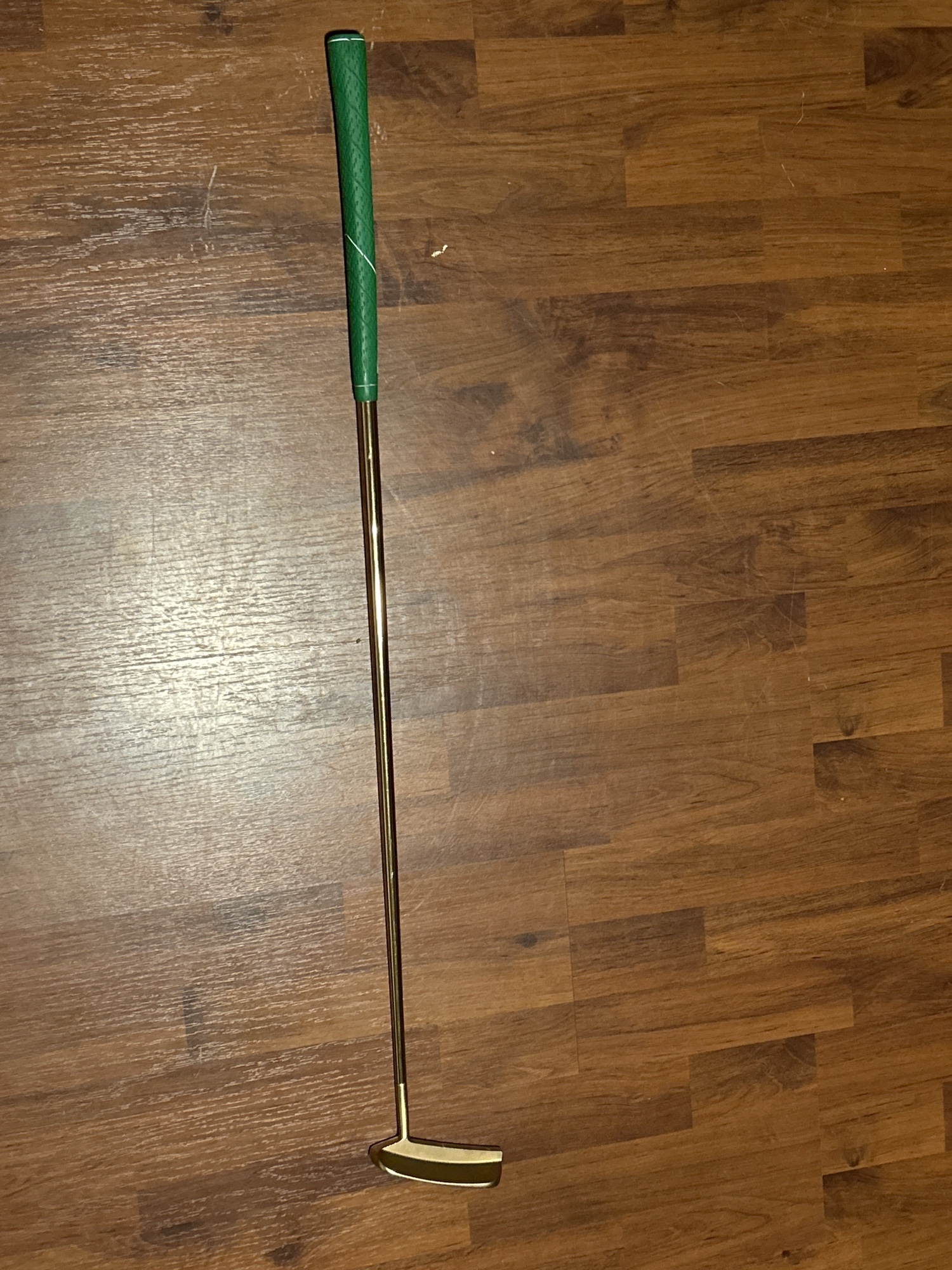 right handed lucky putter | SidelineSwap