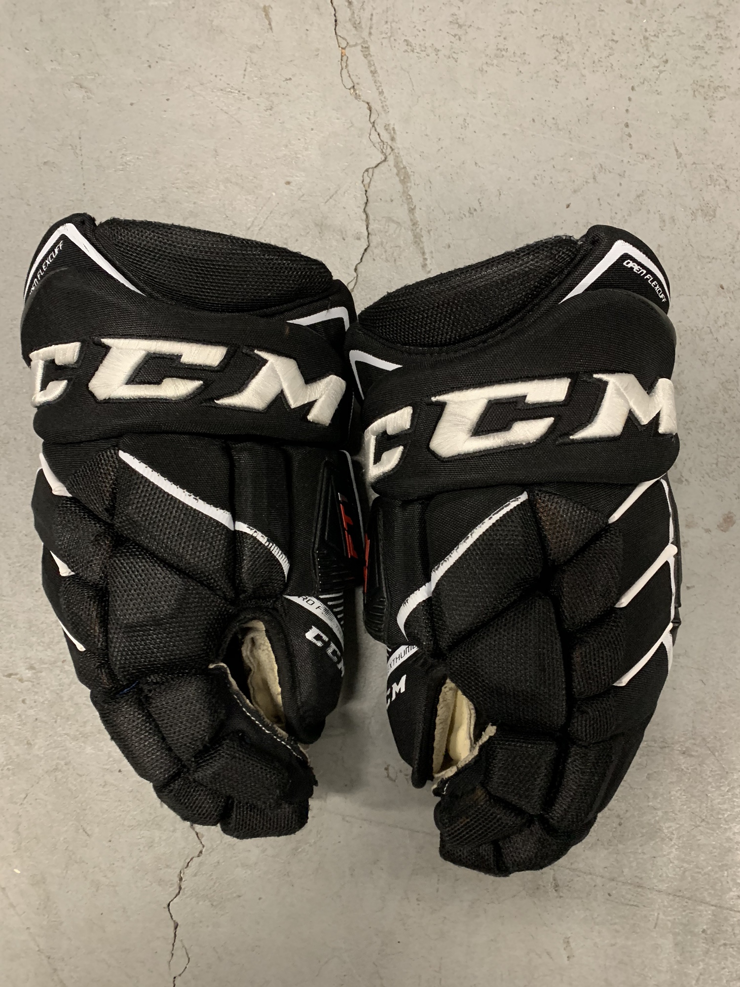 CCM 14" Jetspeed FT1 Gloves | SidelineSwap