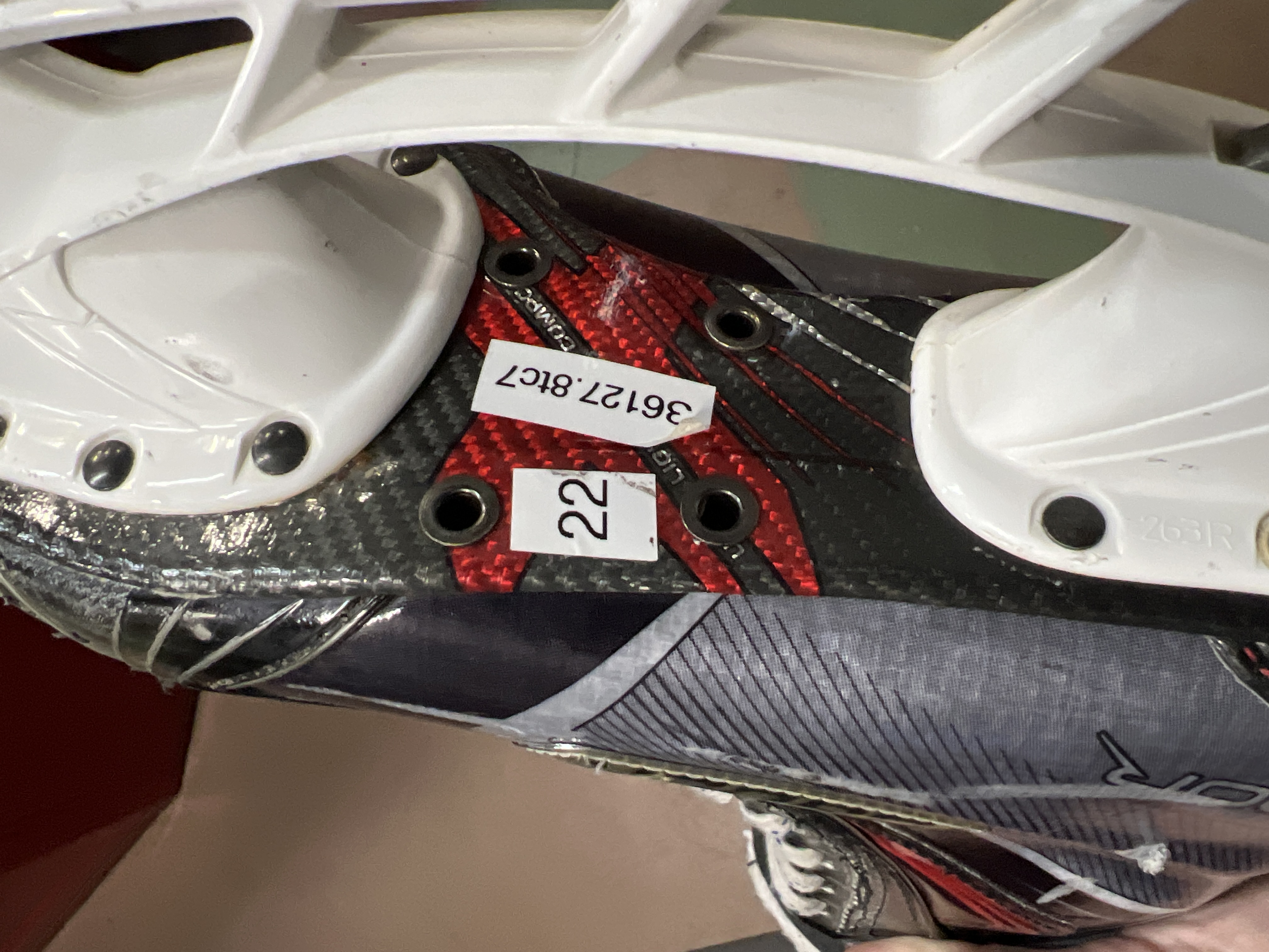 Bauer Vapor APX 2 Pro Stock Hockey Skates Size 7 1/4 | SidelineSwap