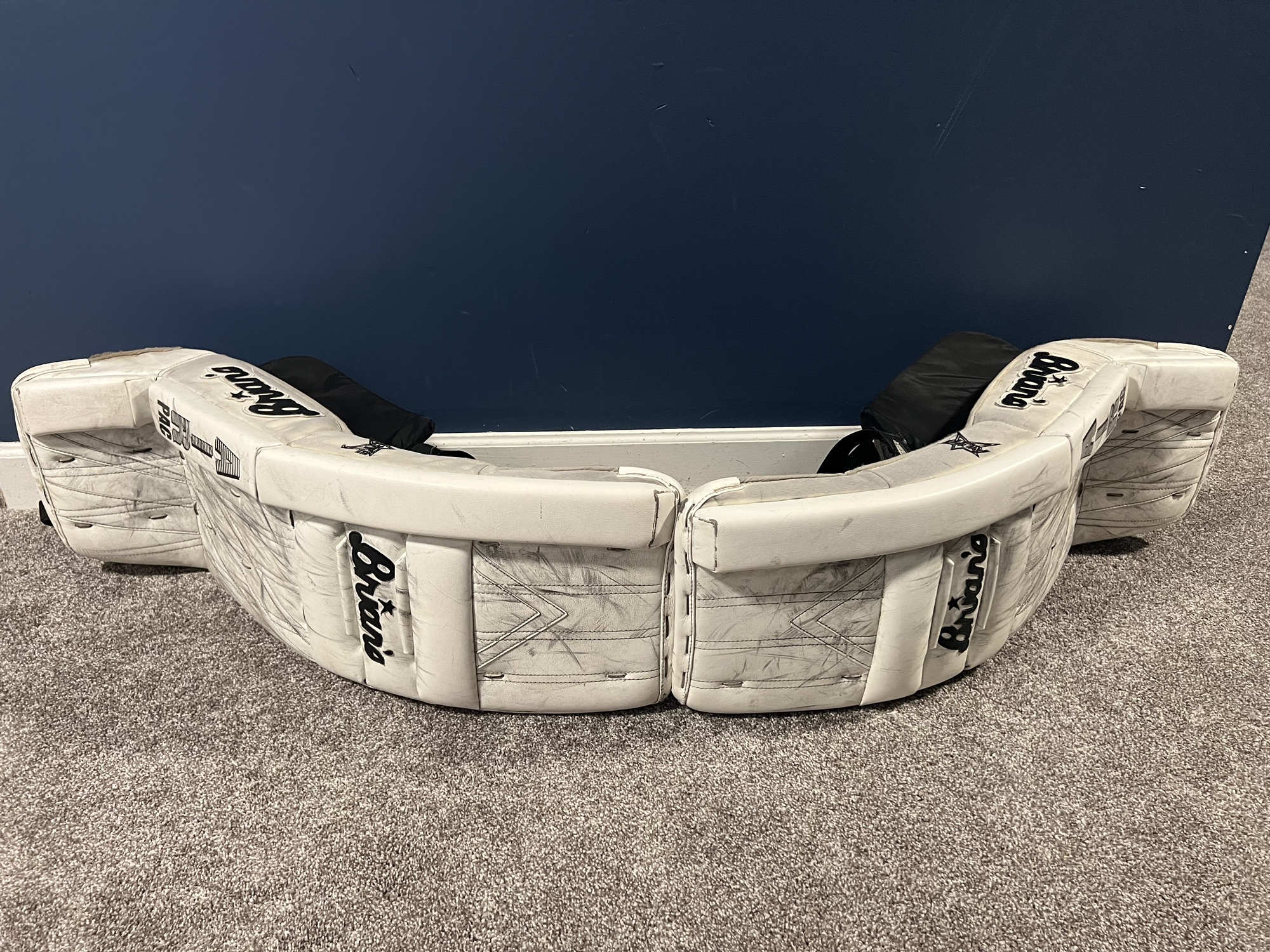 33" Brian's Alite Air Pac Goalie Leg Pads | SidelineSwap