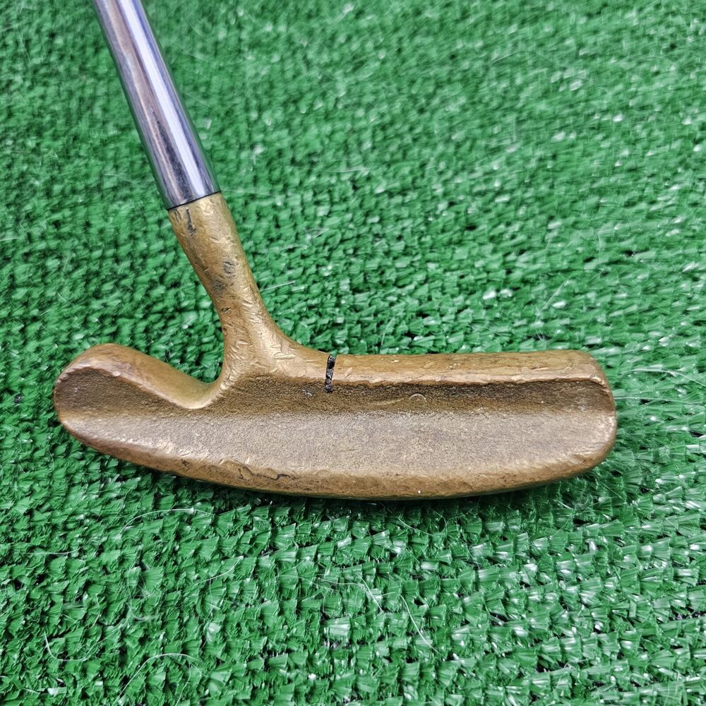 Titleist Acushnet Standard Flange Bullseye Putter 35” Right Handed | SidelineSwap