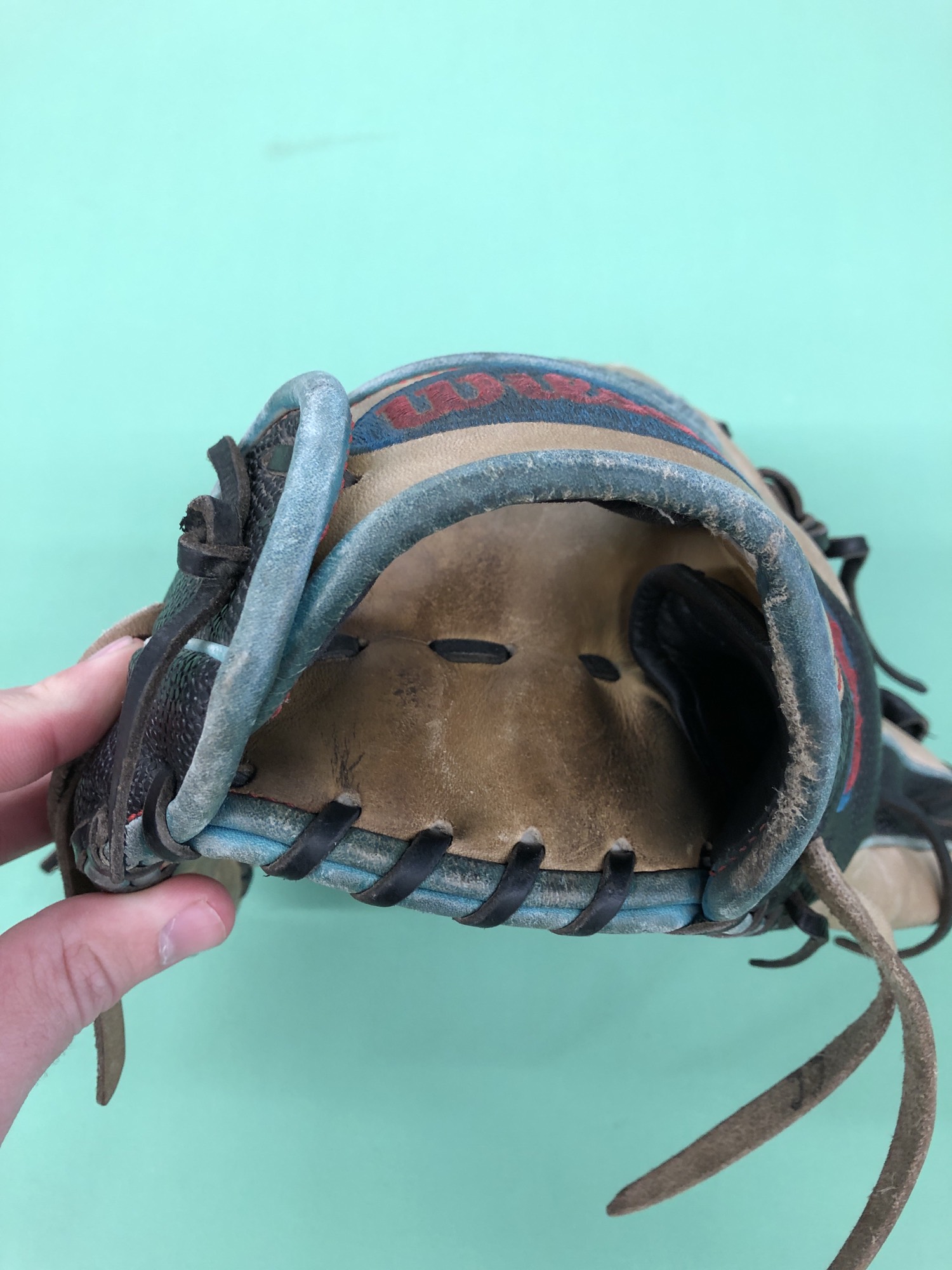 Used Wilson DP15 A2000 Right-Hand Throw Infield Baseball Glove (11.5 ...