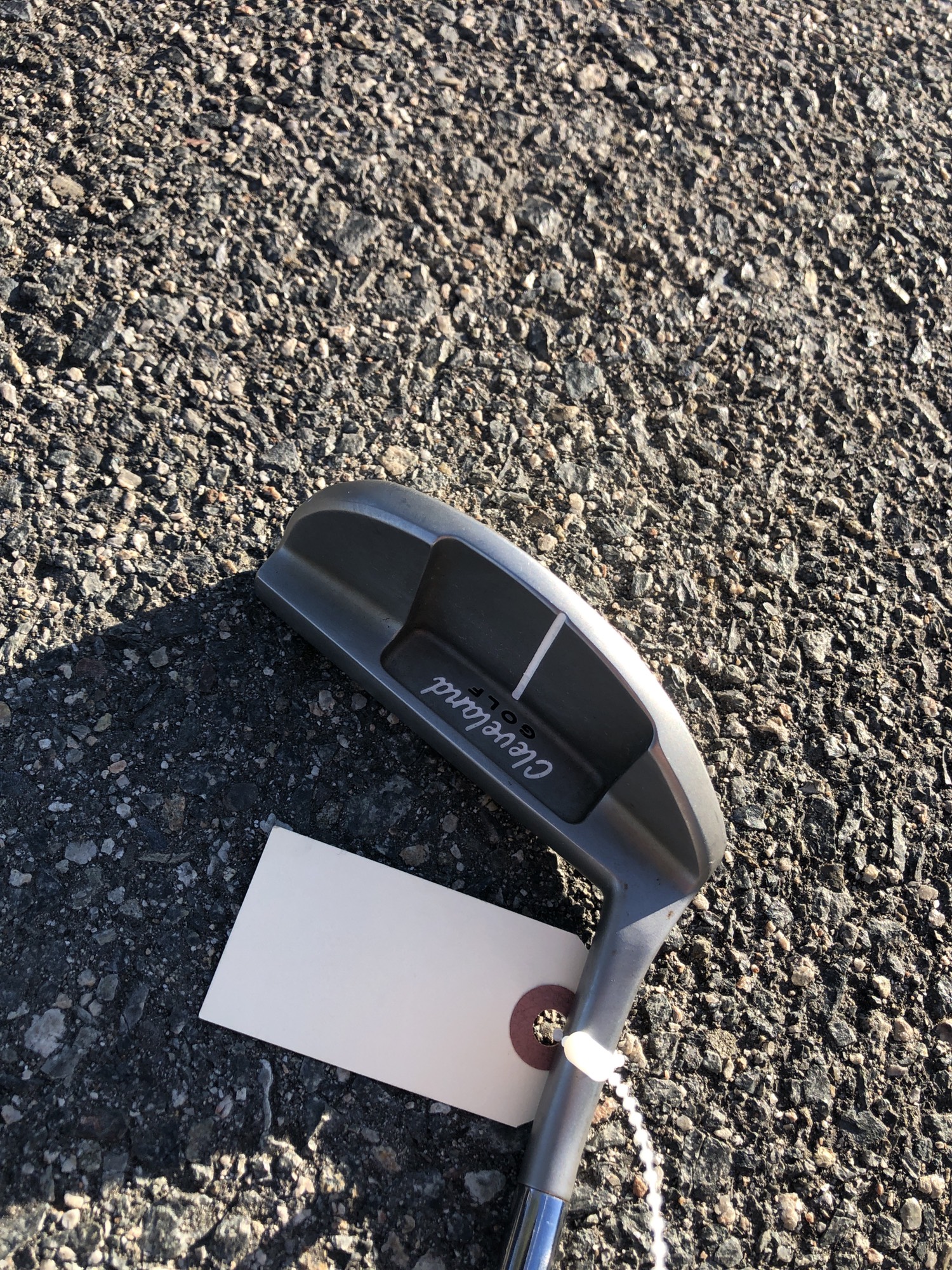 35" Used Men's Cleveland Classic 2 Right Mallet Putter | SidelineSwap