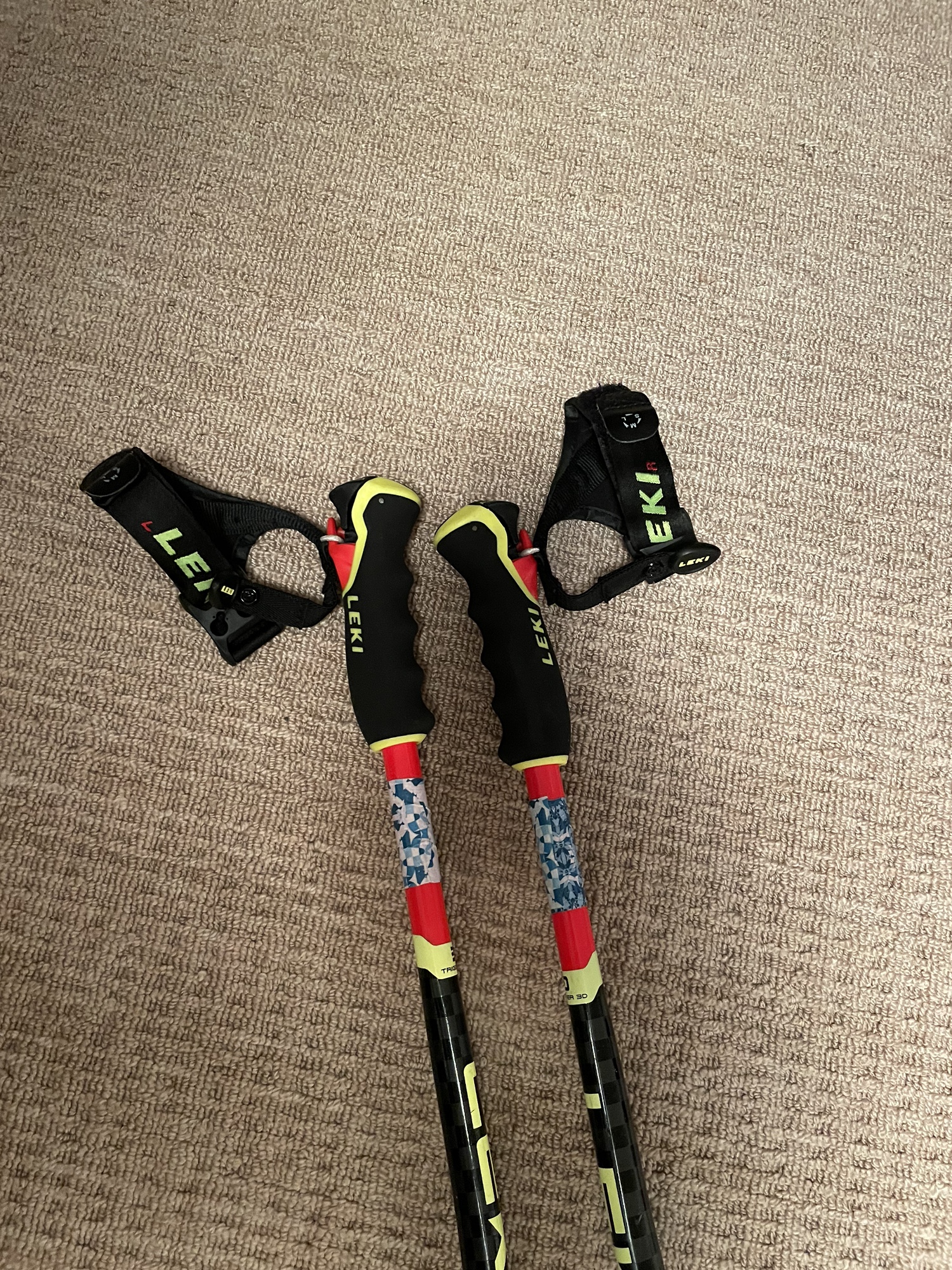 Leki World Cup Lite 3D GS Ski Poles | SidelineSwap