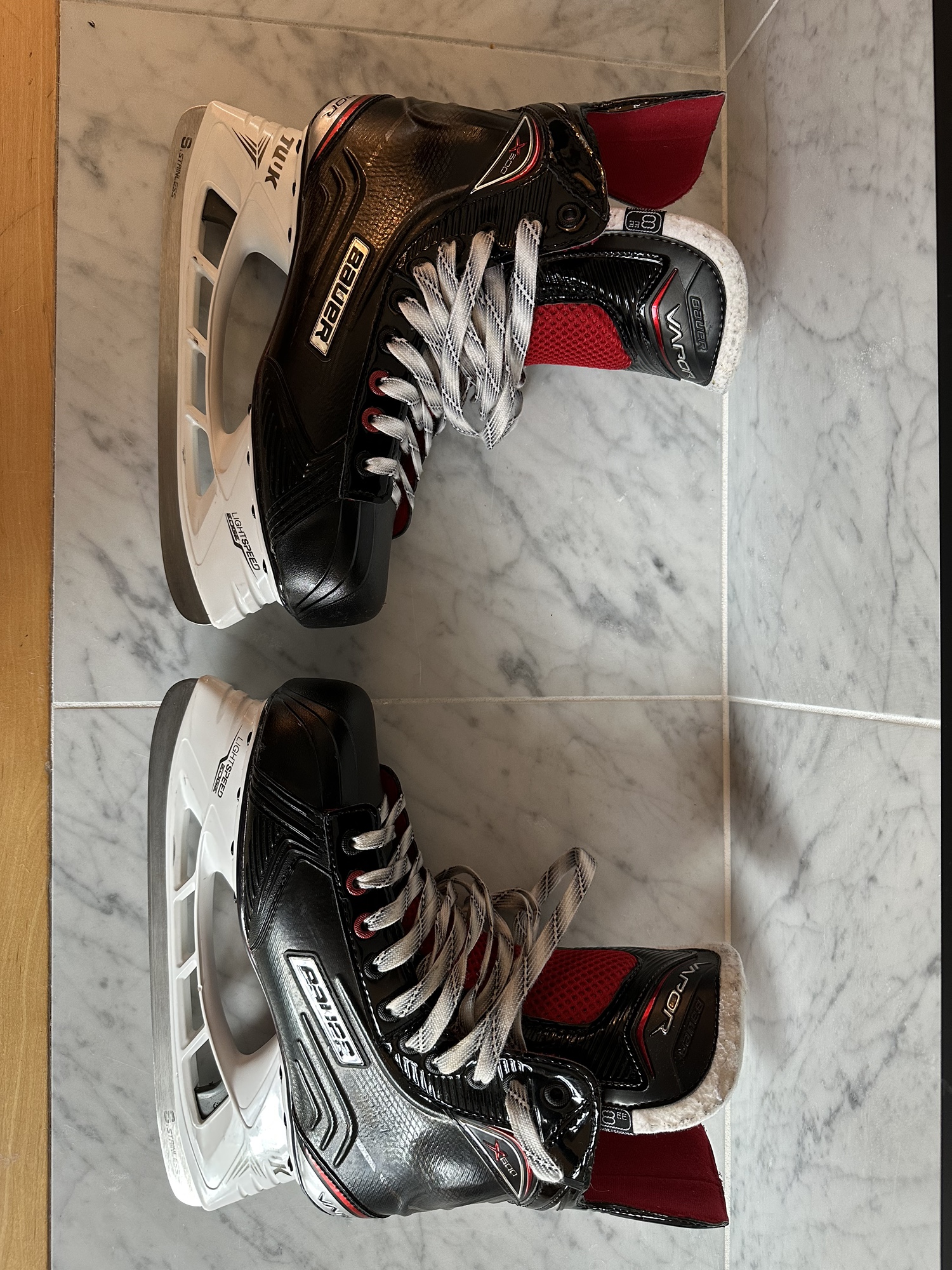 New Bauer Extra Wide Width Size 8 Vapor X600 Hockey Skates | SidelineSwap