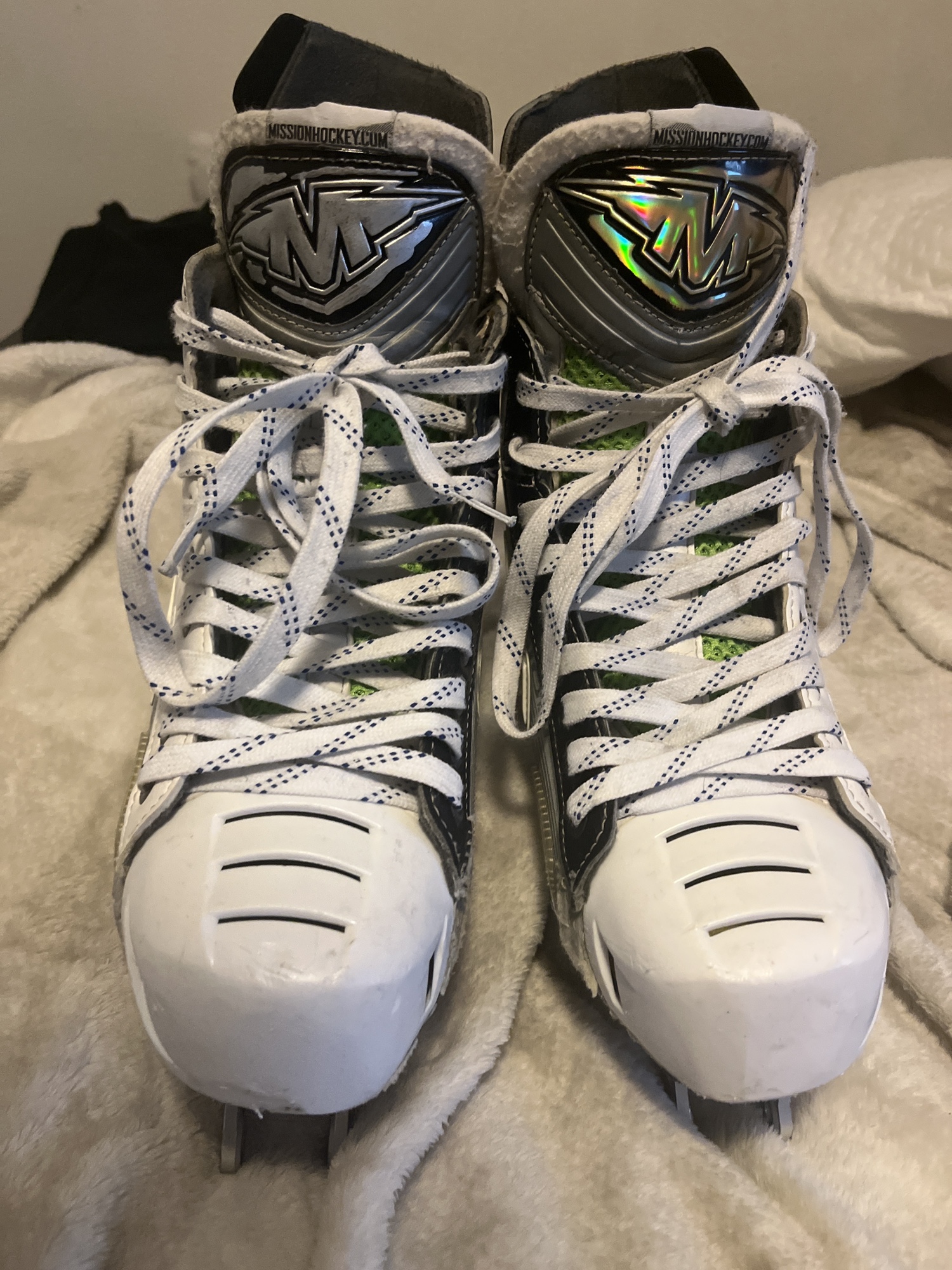 Used Mission Size 8D Inhaler AC2 Hockey Skates | SidelineSwap