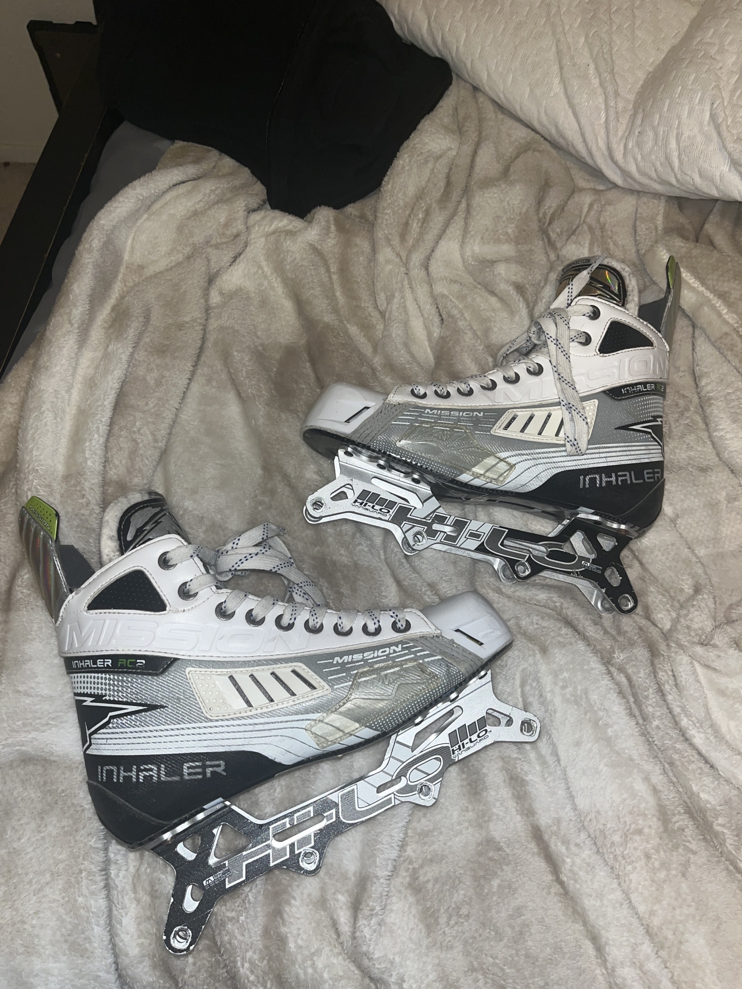 Used Mission Size 8D Inhaler AC2 Hockey Skates | SidelineSwap