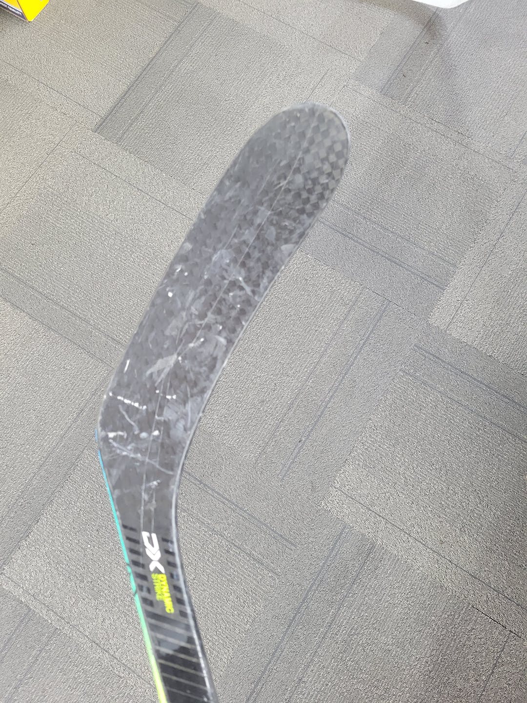 Used Warrior Alpha Dx 85 Flex Pattern P28 Senior One Piece Sticks ...