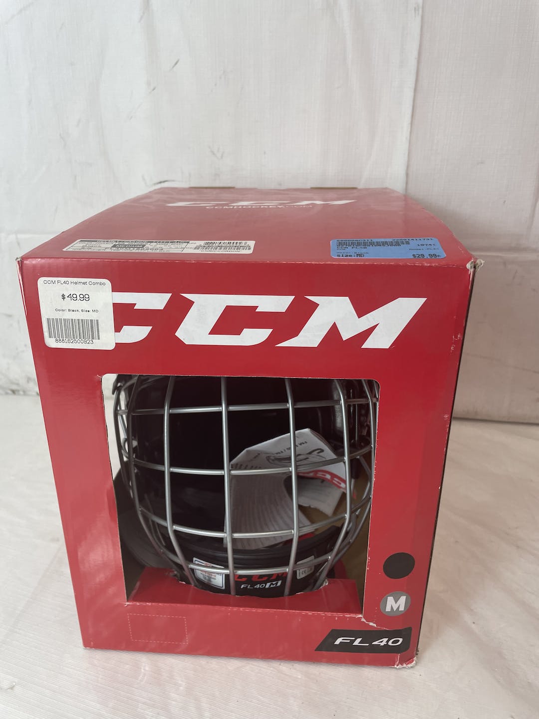 New Ccm Fl40 Md Hockey Helmet W Cage - Hecc Certification Ended Aug ...