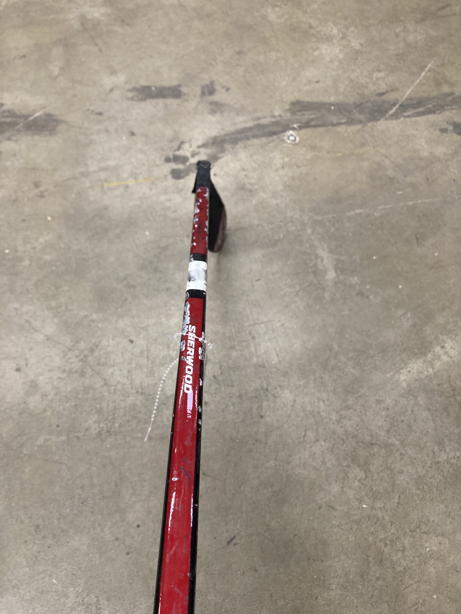 Used Junior Sher-Wood Right Hockey Stick PP28 | SidelineSwap