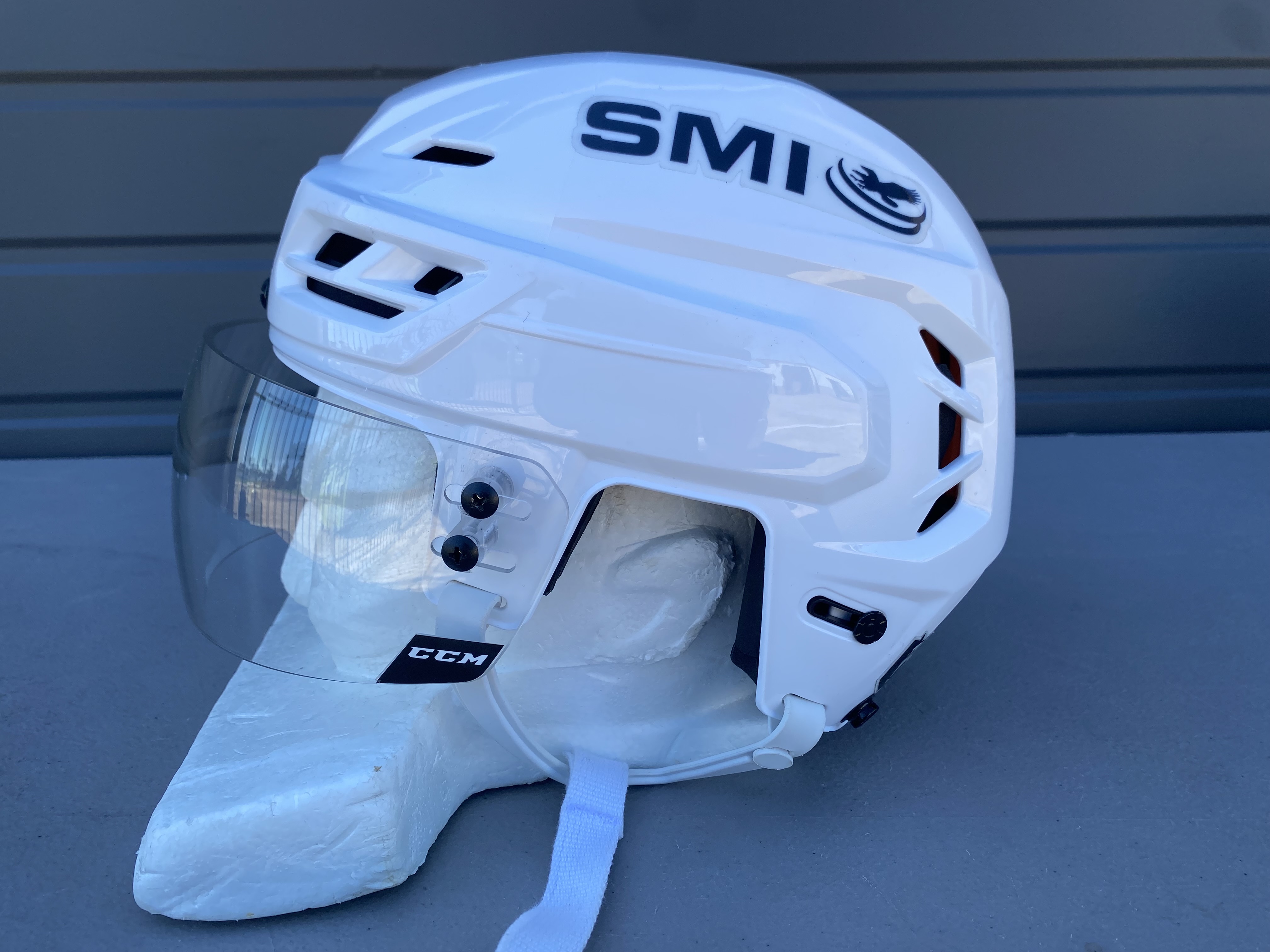 CCM Tacks 710 Pro Stock Hockey Helmet CCM Visor Combo Medium White 8446 ...