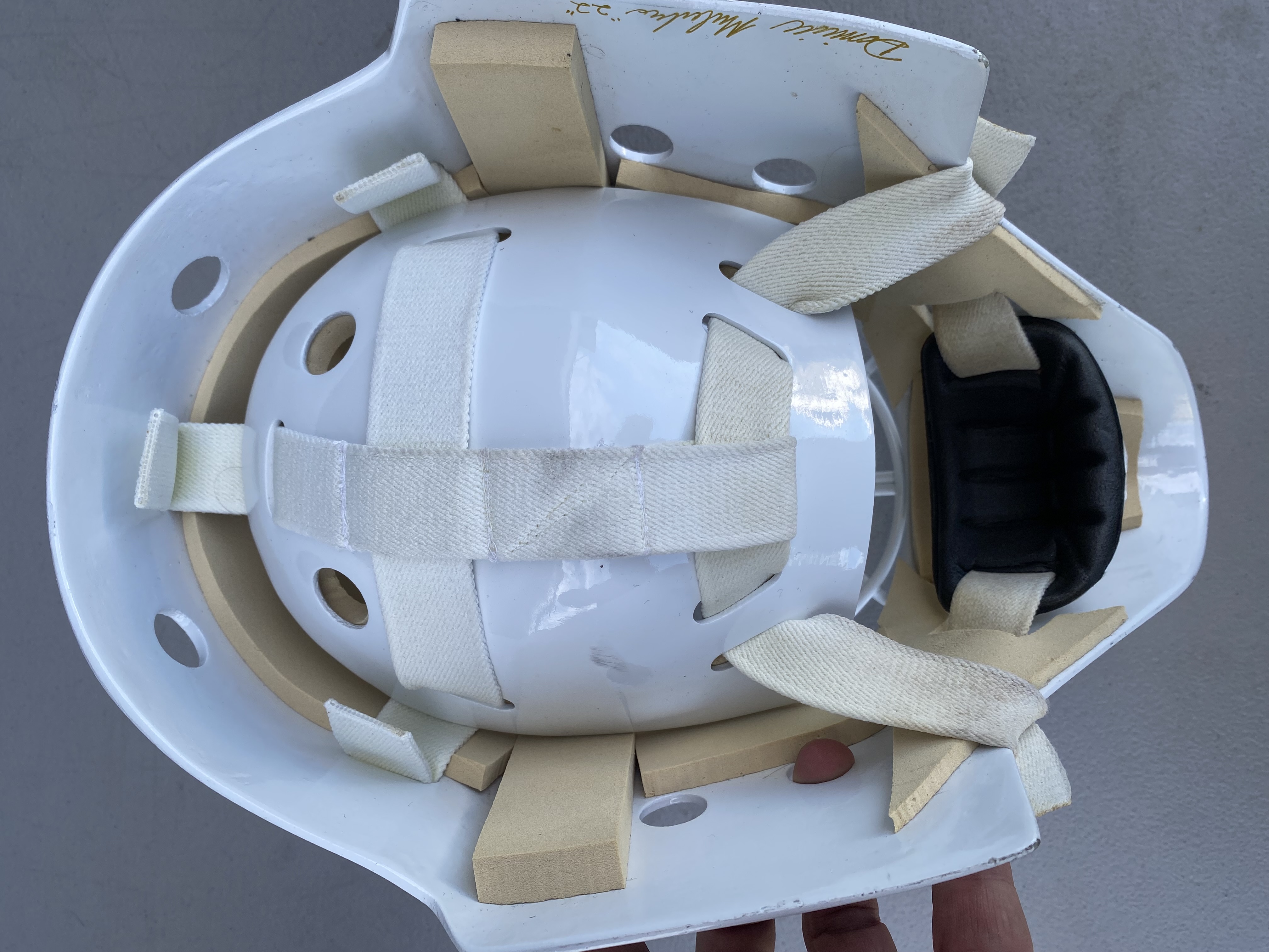 Vaughn Custom Pro Stock White Goalie Mask SPARKS 3494 | SidelineSwap