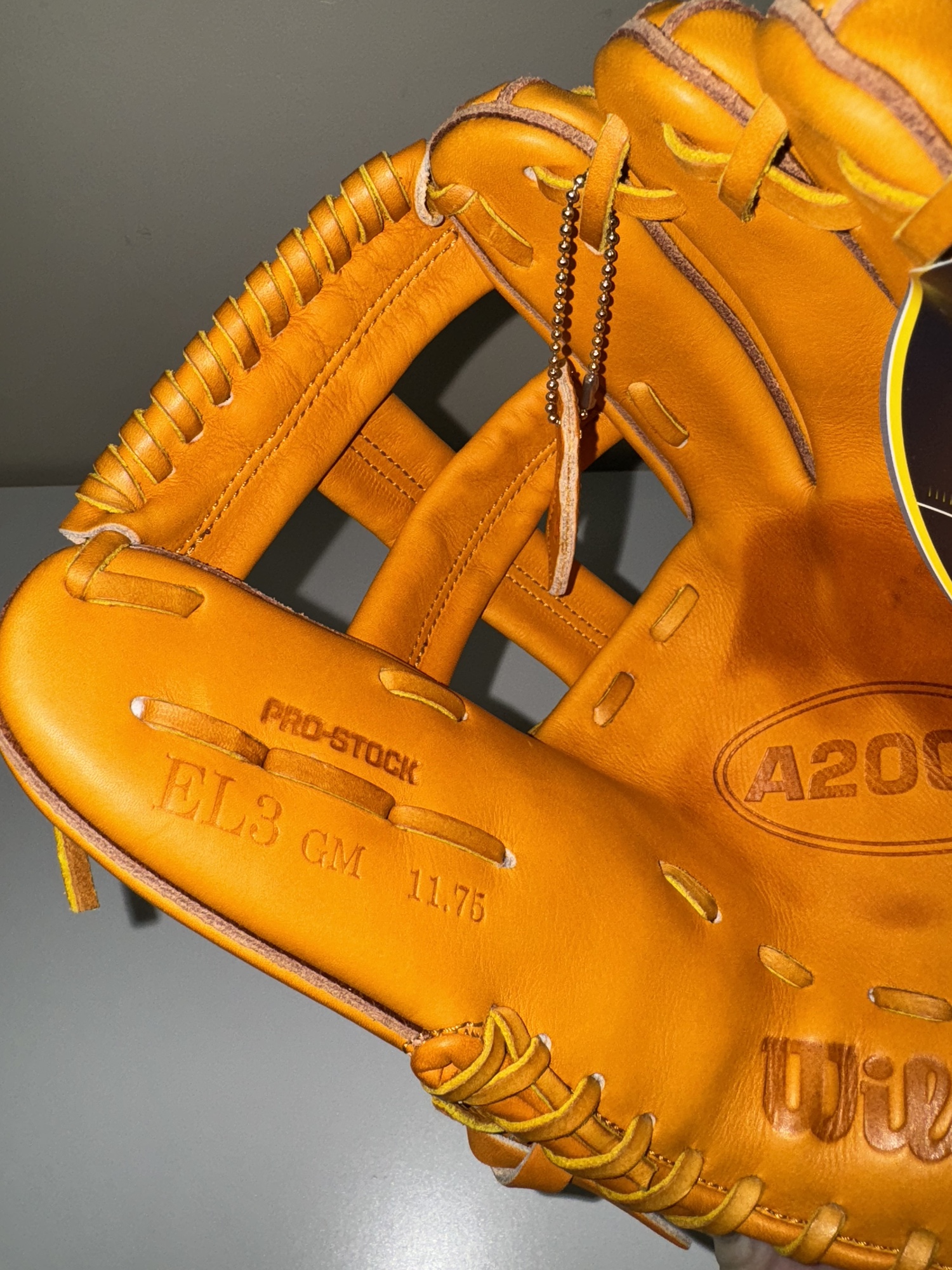 Wilson A2000 EL3 11.75” Infield | SidelineSwap
