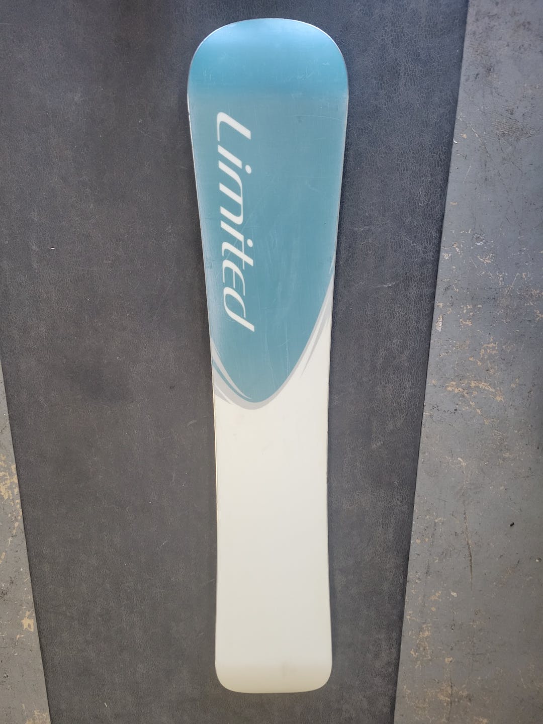 Used Limited Classic Sb 155 Cm Men's Snowboards | SidelineSwap