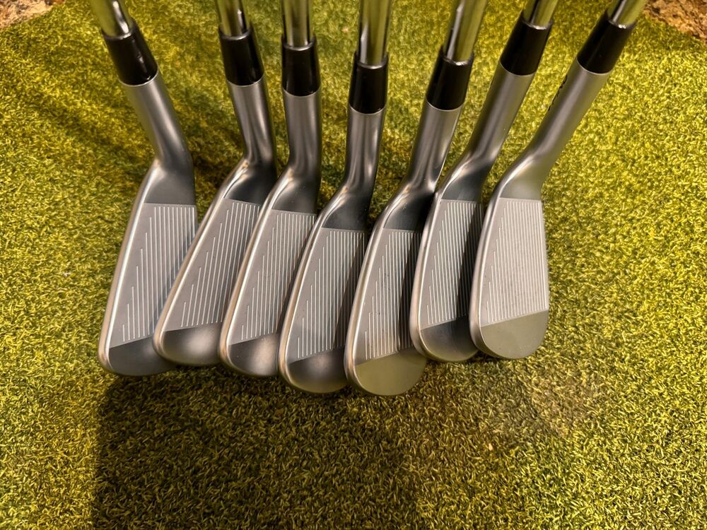 Ping i525 5-UW Iron Set, Dynamic Gold 105 Regular Flex, RH | SidelineSwap