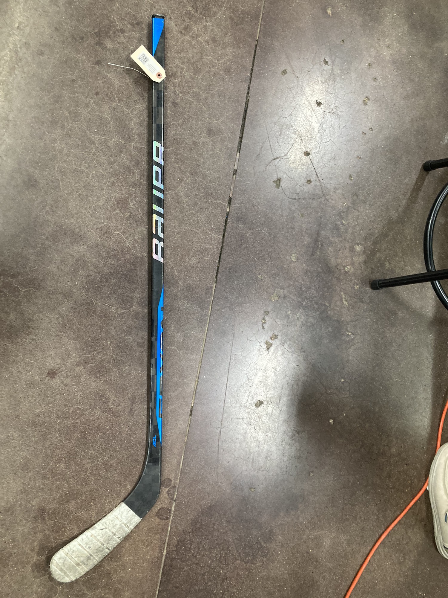 Used Junior Bauer Nexus Sync Right Hockey Stick P92 45" | SidelineSwap