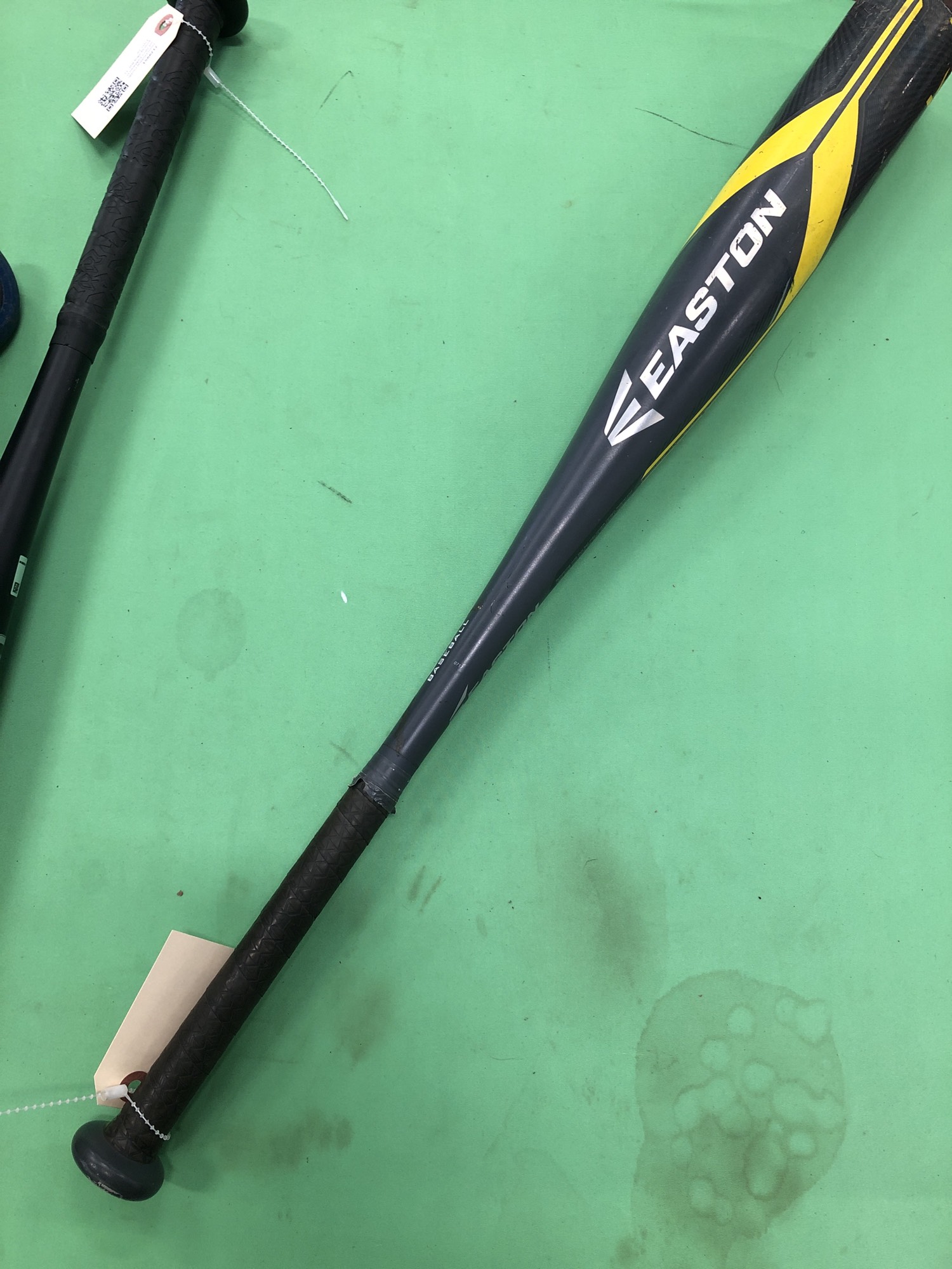 Used USABat Certified Easton Ghost X Hyperlite Composite Bat -11 17OZ 28" | SidelineSwap