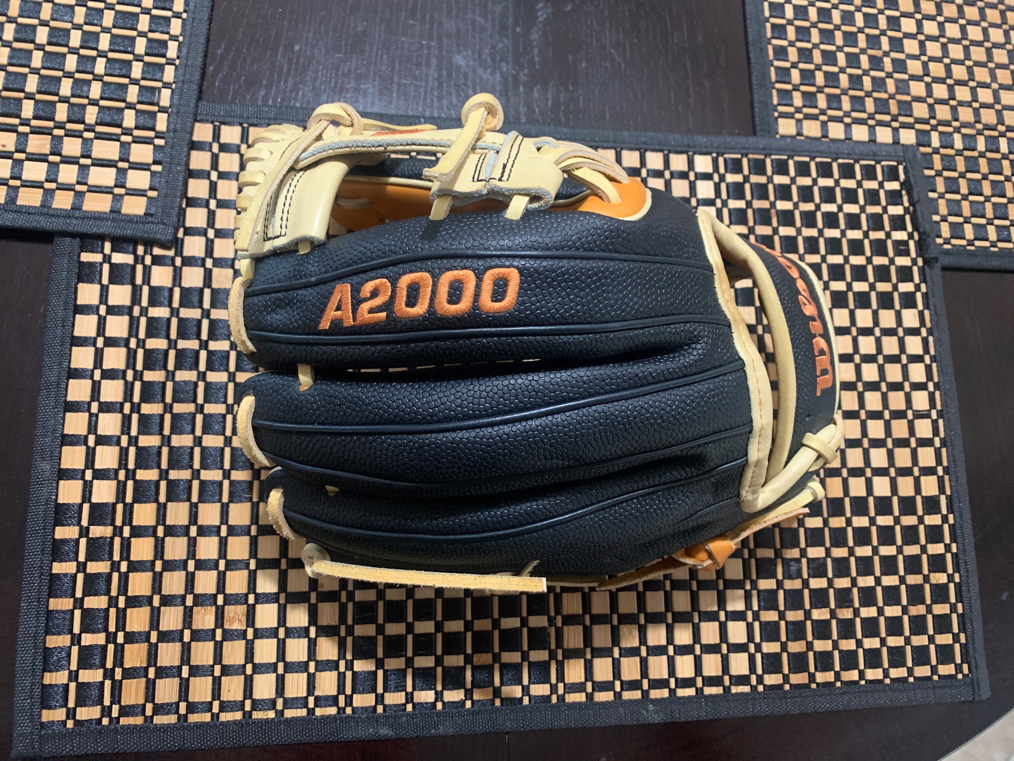 Custom Wilson A2000 1975 | SidelineSwap