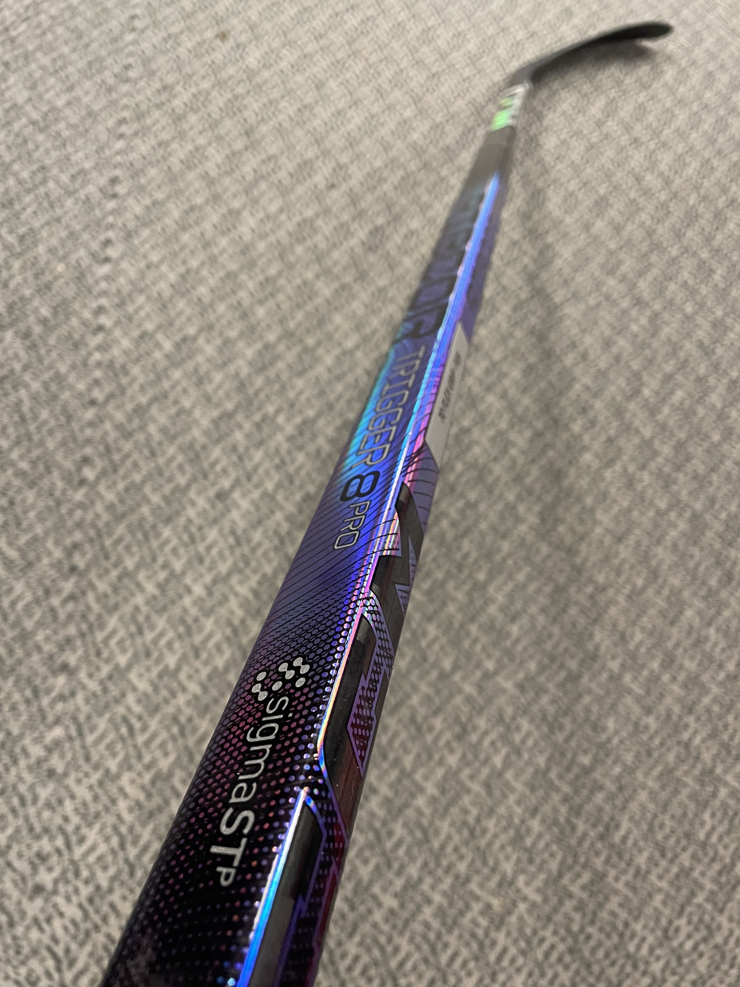 CCM Trigger 8 Pro 70 flex P28 curve left hand stick | SidelineSwap