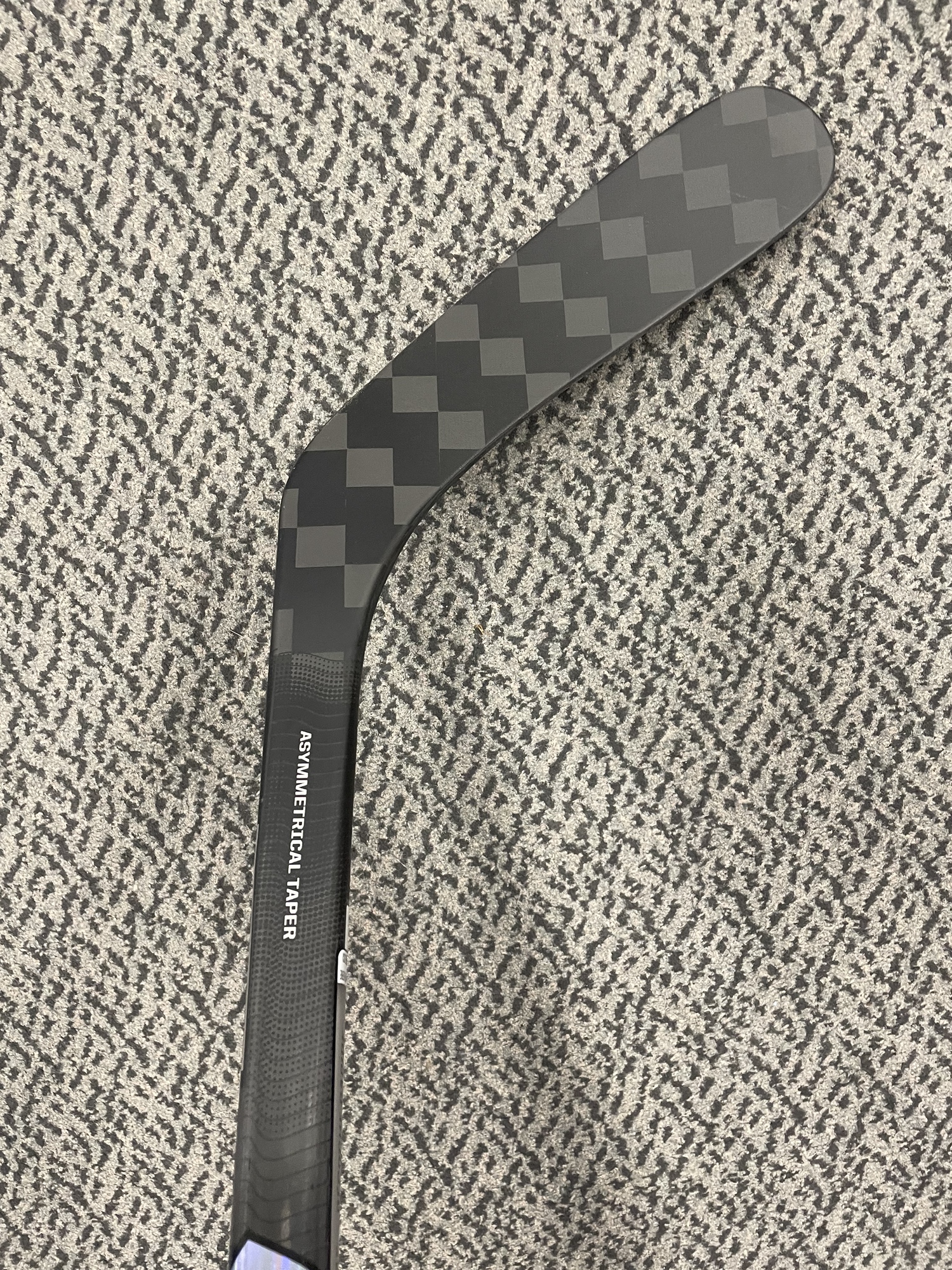 CCM Trigger 8 Pro 40 flex P29 curve right hand stick | SidelineSwap