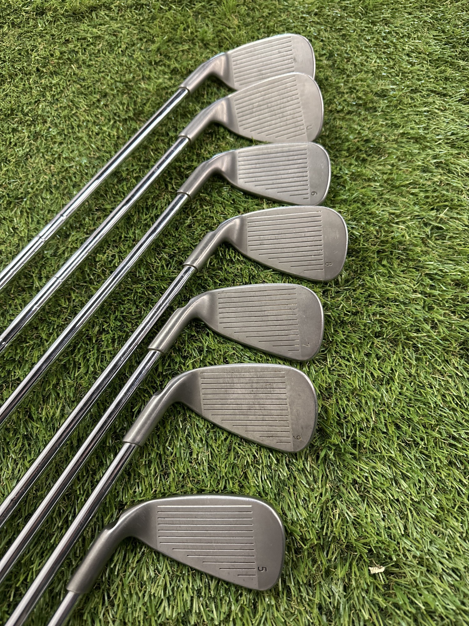 Used Men's Ping G30 Right Iron Set Regular Steel 5-9, U, W | SidelineSwap