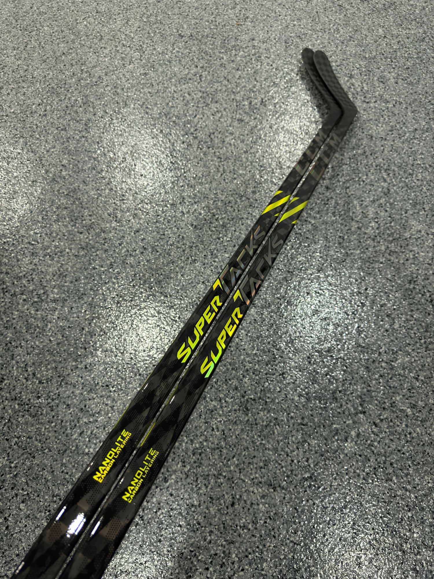 2 Pack CCM Super Tacks AS4 85 Flex P28M Custom Left | SidelineSwap