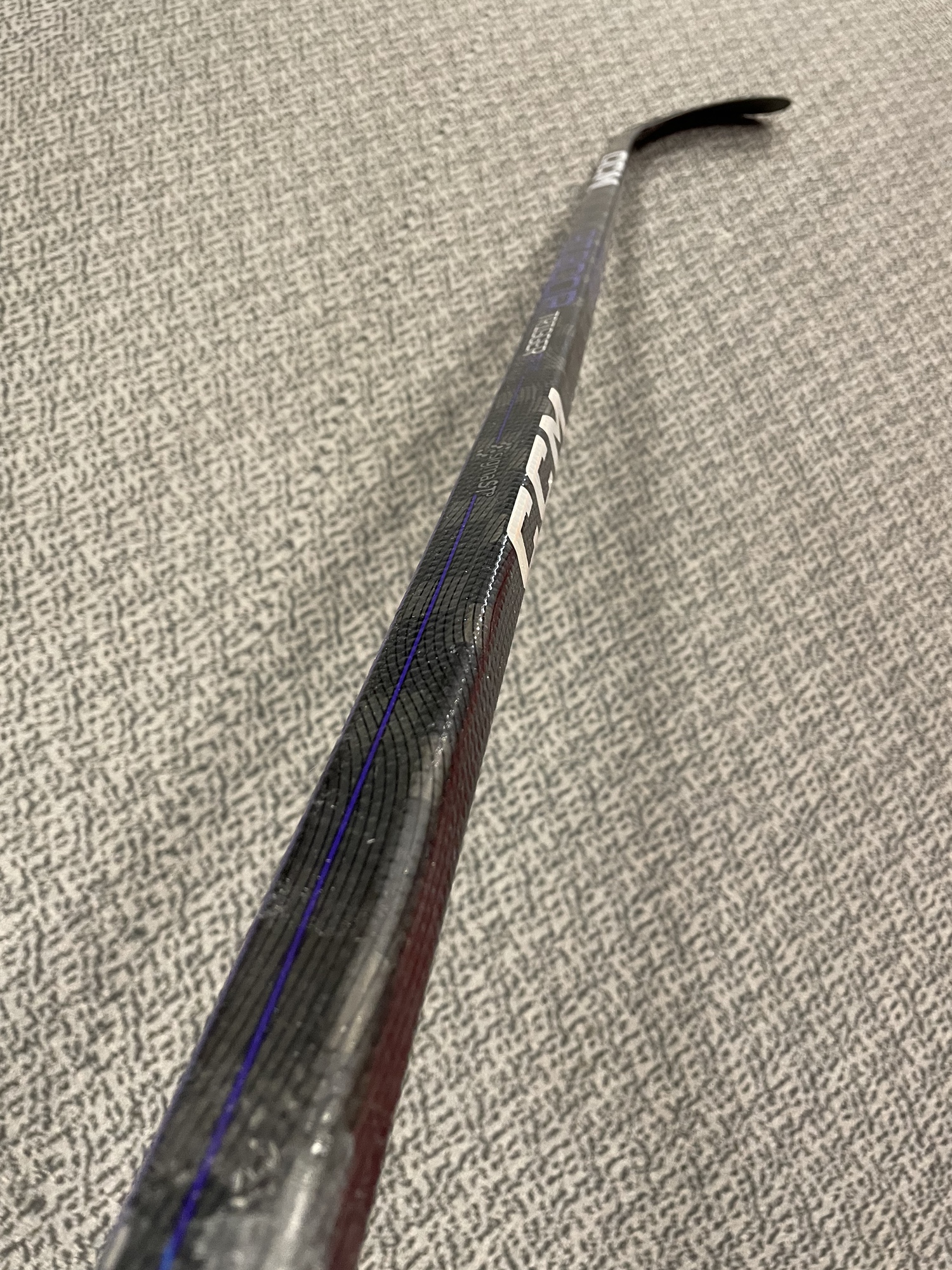 CCM Trigger 7 Pro (Pro Stock) 80 Flex left hand stick | SidelineSwap