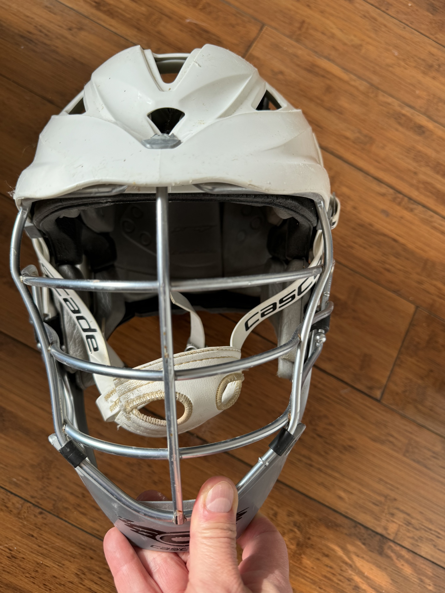 Cascade Pro-7 Lacrosse Helmet | SidelineSwap