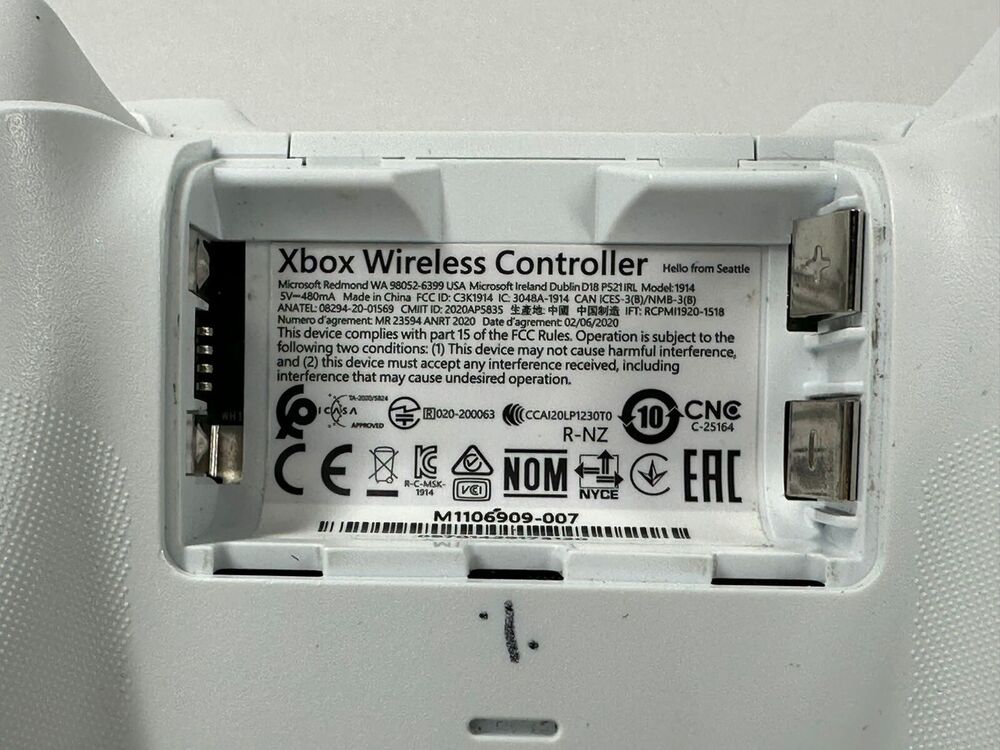 #1117 Microsoft Xbox Wireless Controller Model 1914 | SidelineSwap