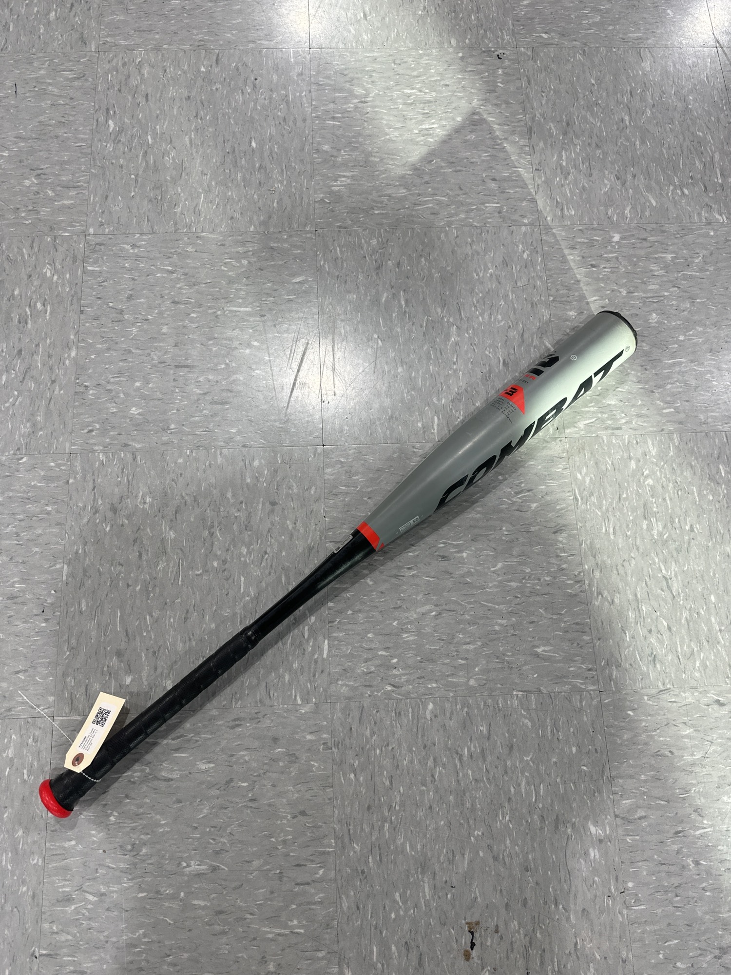 Used BBCOR Certified Combat B2 Ultra Composite Bat 33" (-3) | SidelineSwap