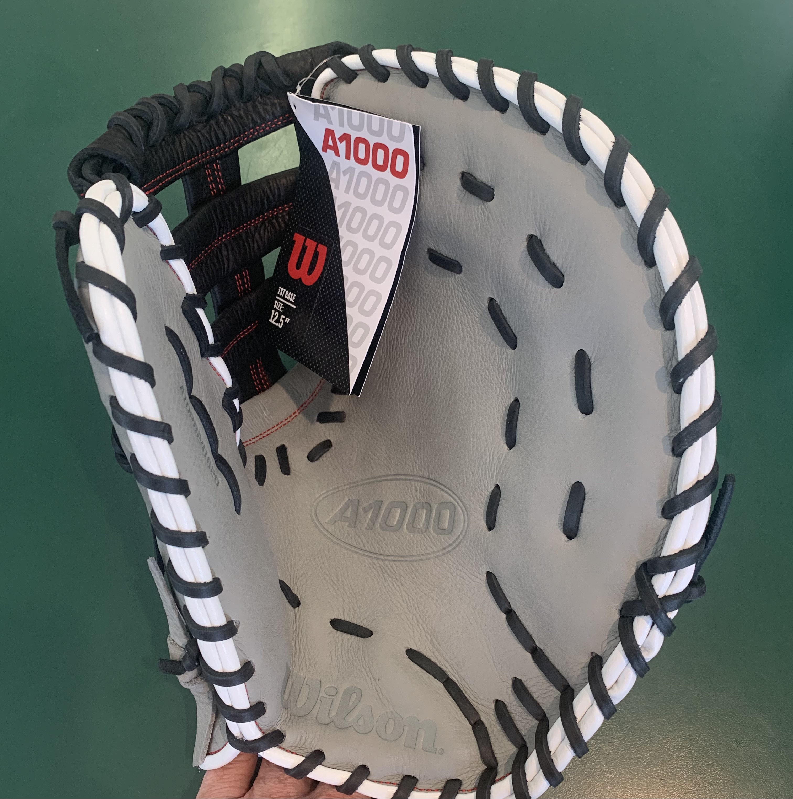 New 2023 Wilson Right Hand Throw First Base A1000 Baseball Glove 12.5 ...