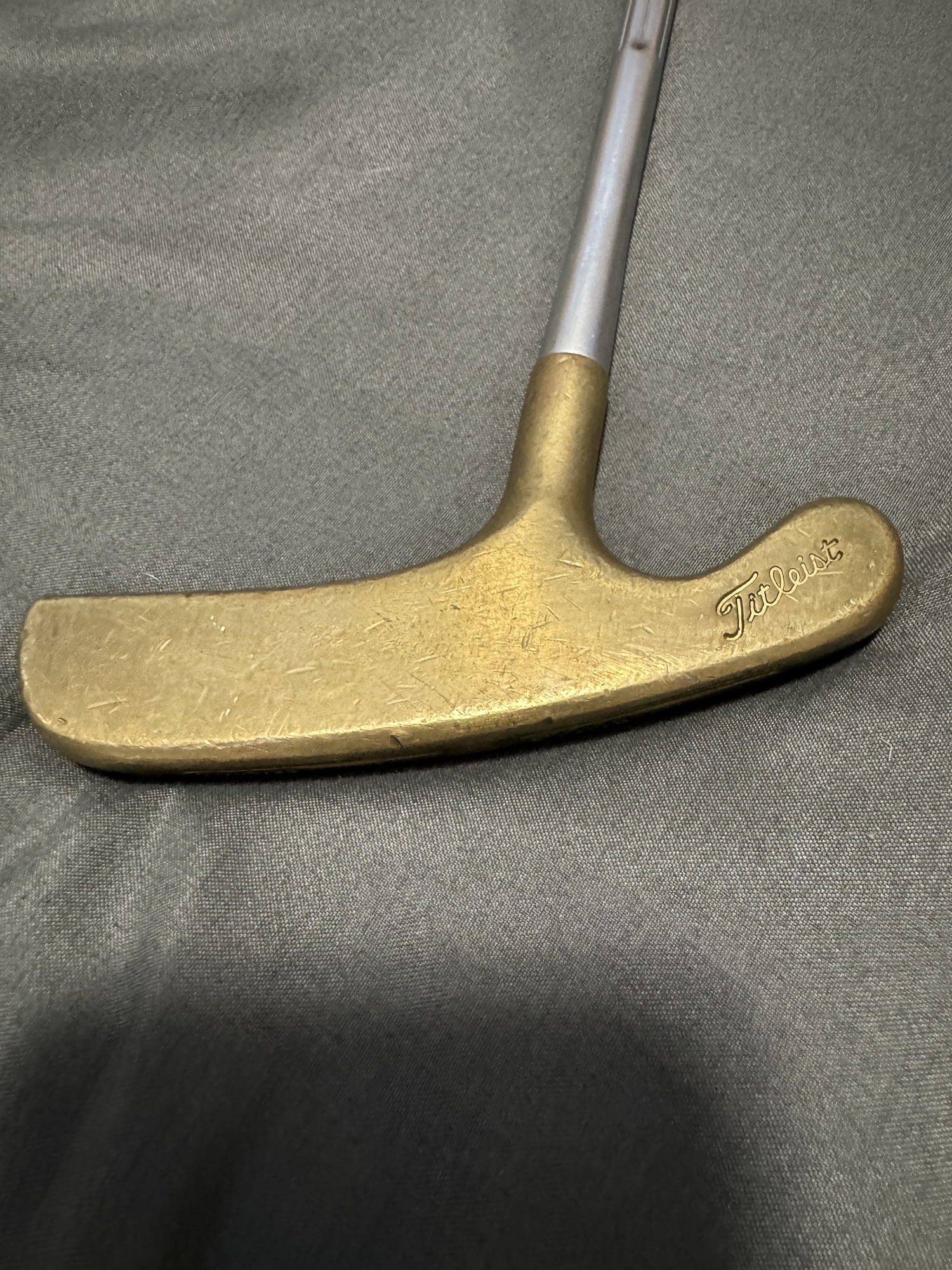 Gold Men's Blade 35" Scotty Cameron Platinum BullsEye Putter | SidelineSwap