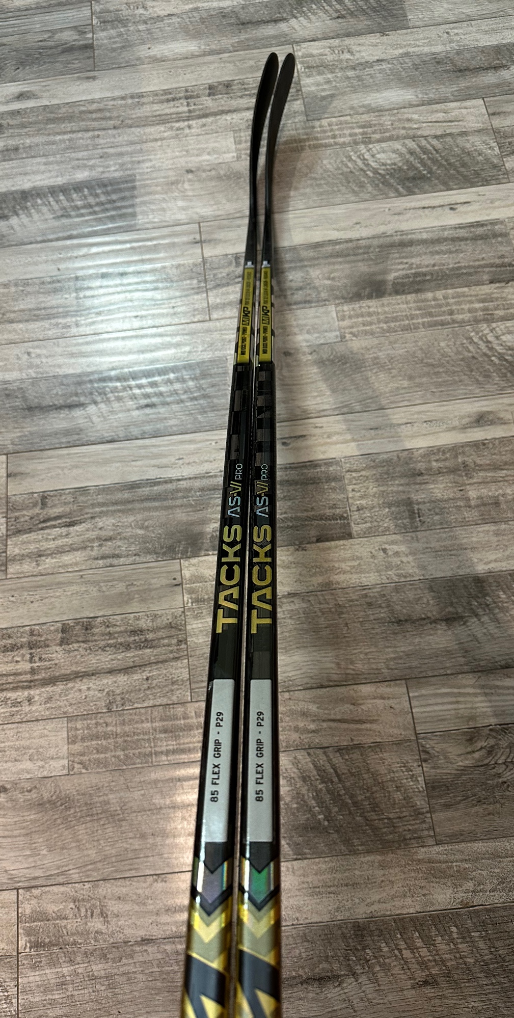 New! 2 Pack! 2 X 85 Flex Left Handed P29 Tacks AS-VI PRO Hockey Sticks ...