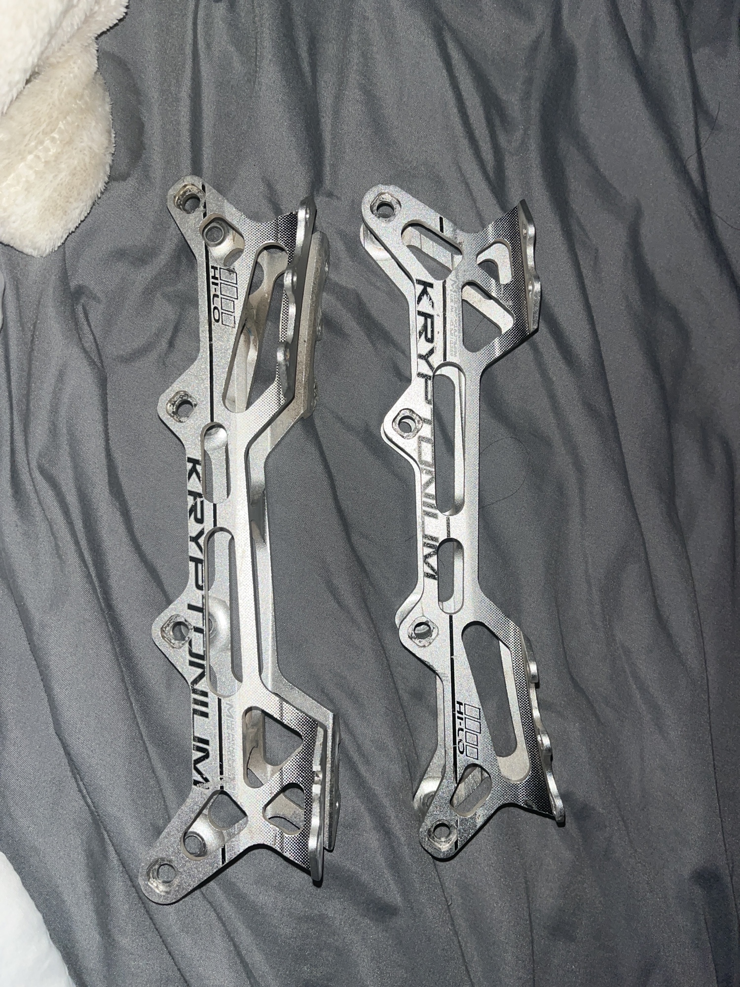 Medium Kryptonium Chassis | SidelineSwap