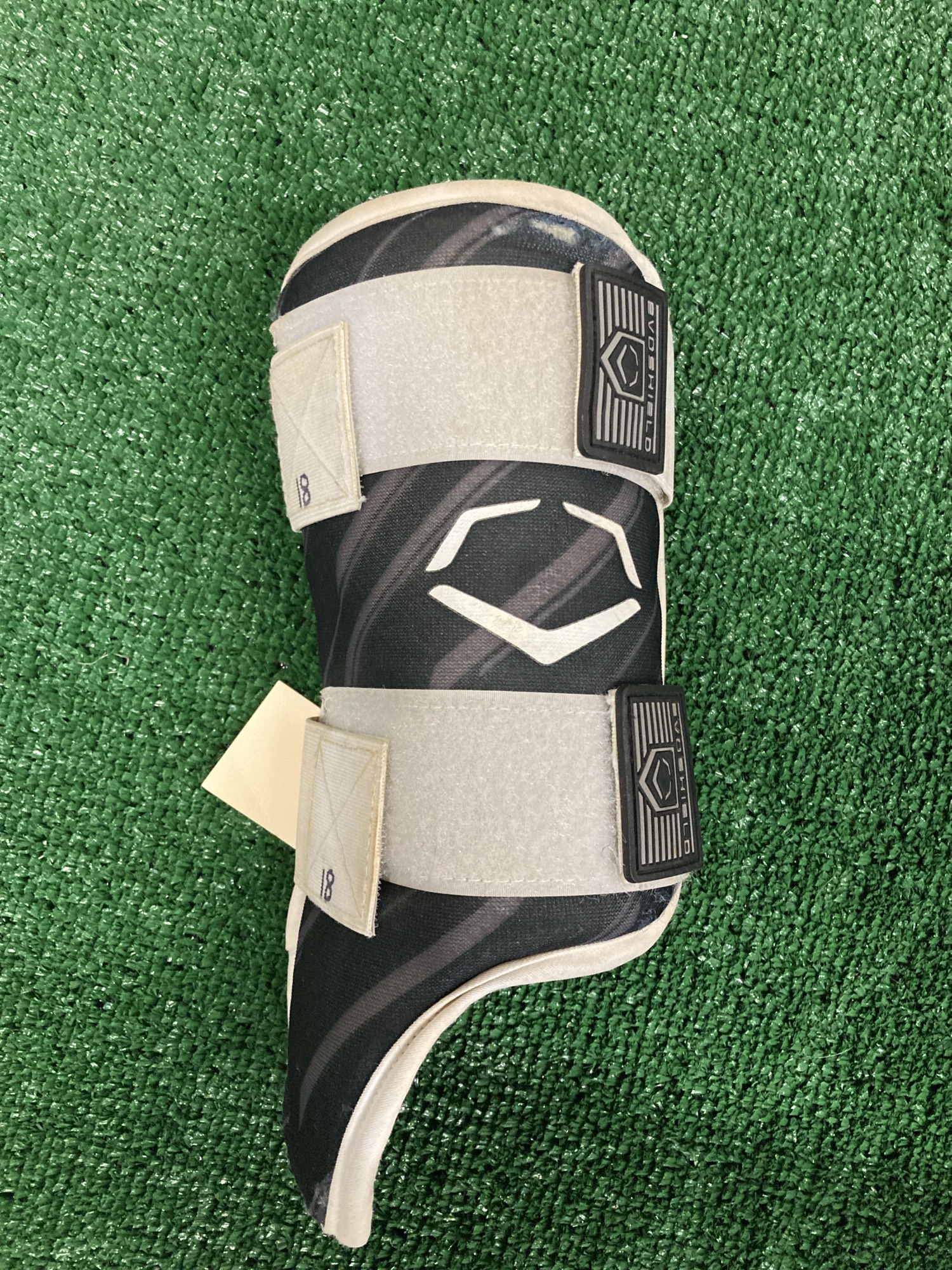 XL EvoShield Leg Guard | SidelineSwap
