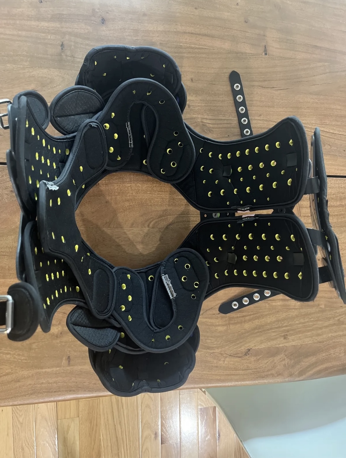 Used Adult Xtech Super Skill Shoulder Pads with Backplate | SidelineSwap