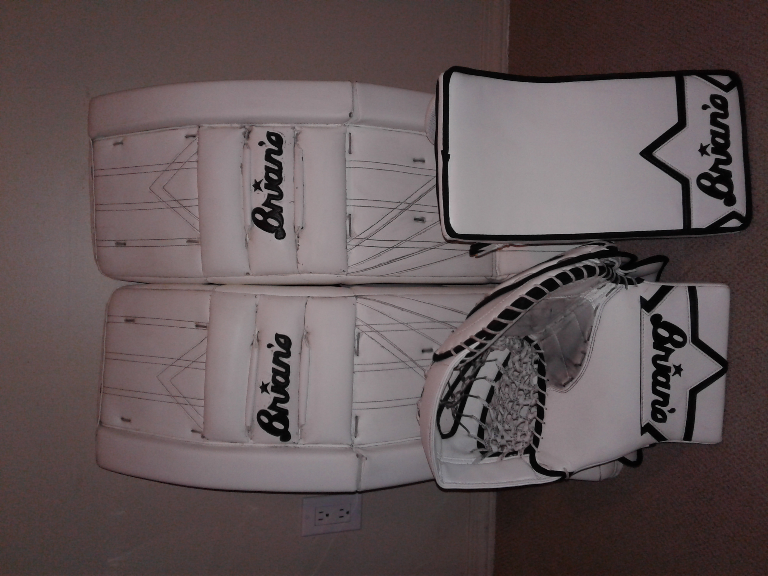 Brian's RETRO Heritage Style SR Goalie Full Set | SidelineSwap