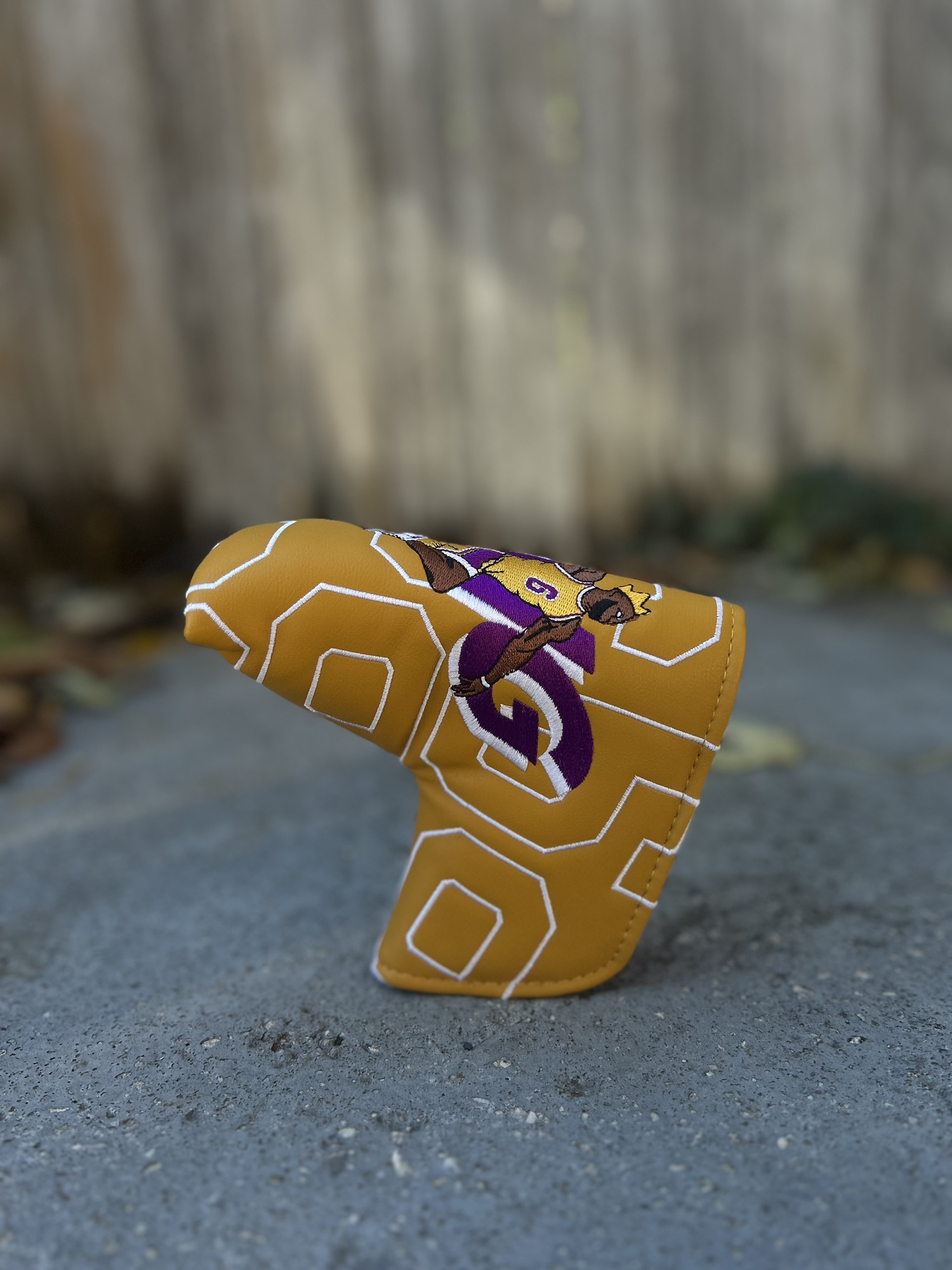 LeBron James Putter Headcover | SidelineSwap