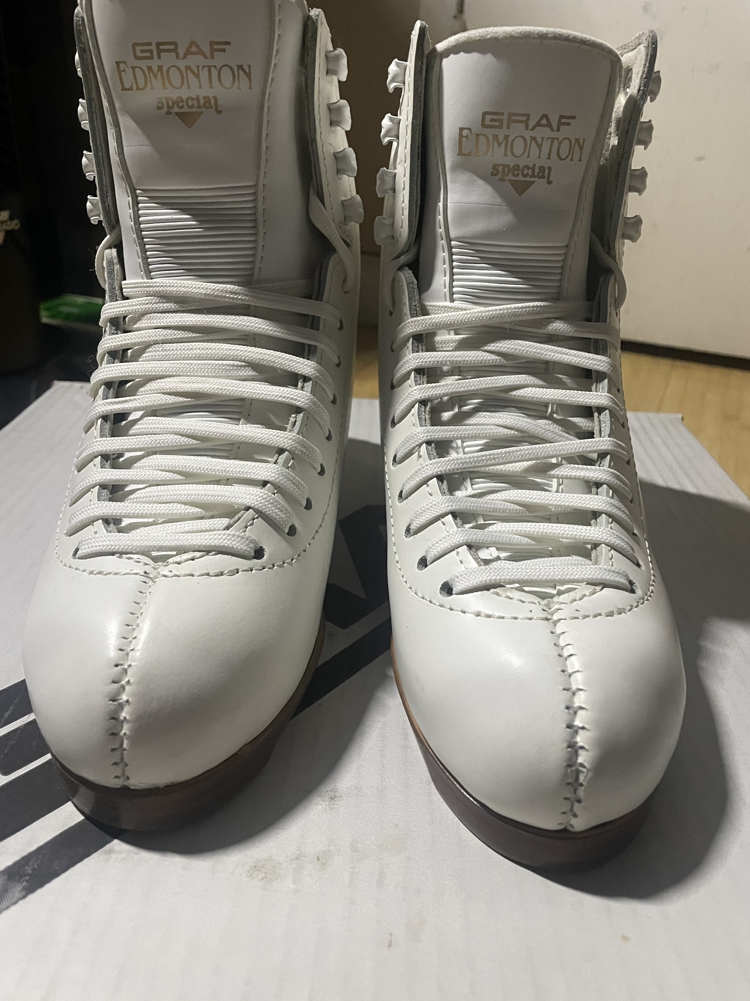 New Graf Size 5 Figure Skates | SidelineSwap