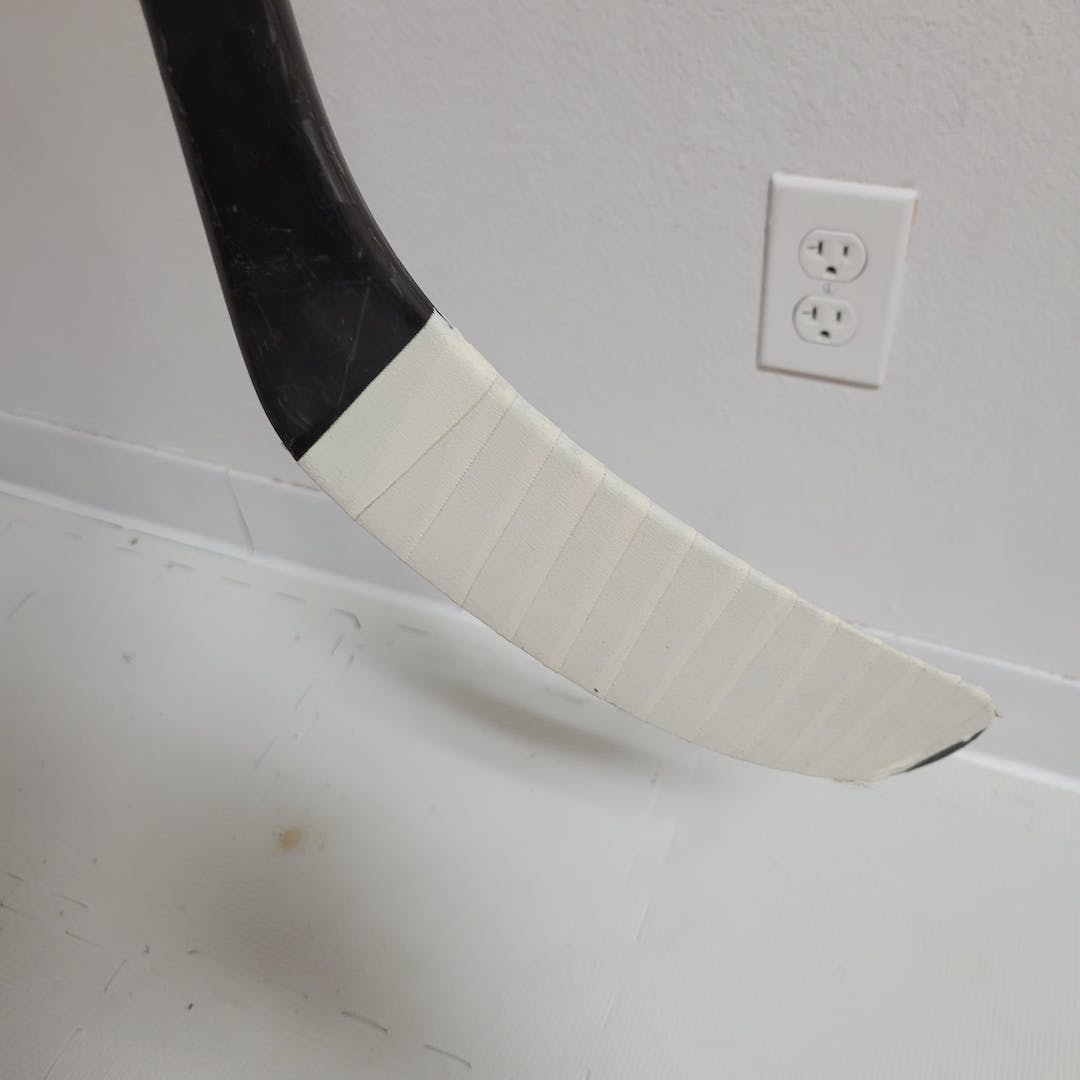 Used Bauer Nexus 8000 67 Flex Pattern P88 Senior One Piece Sticks ...