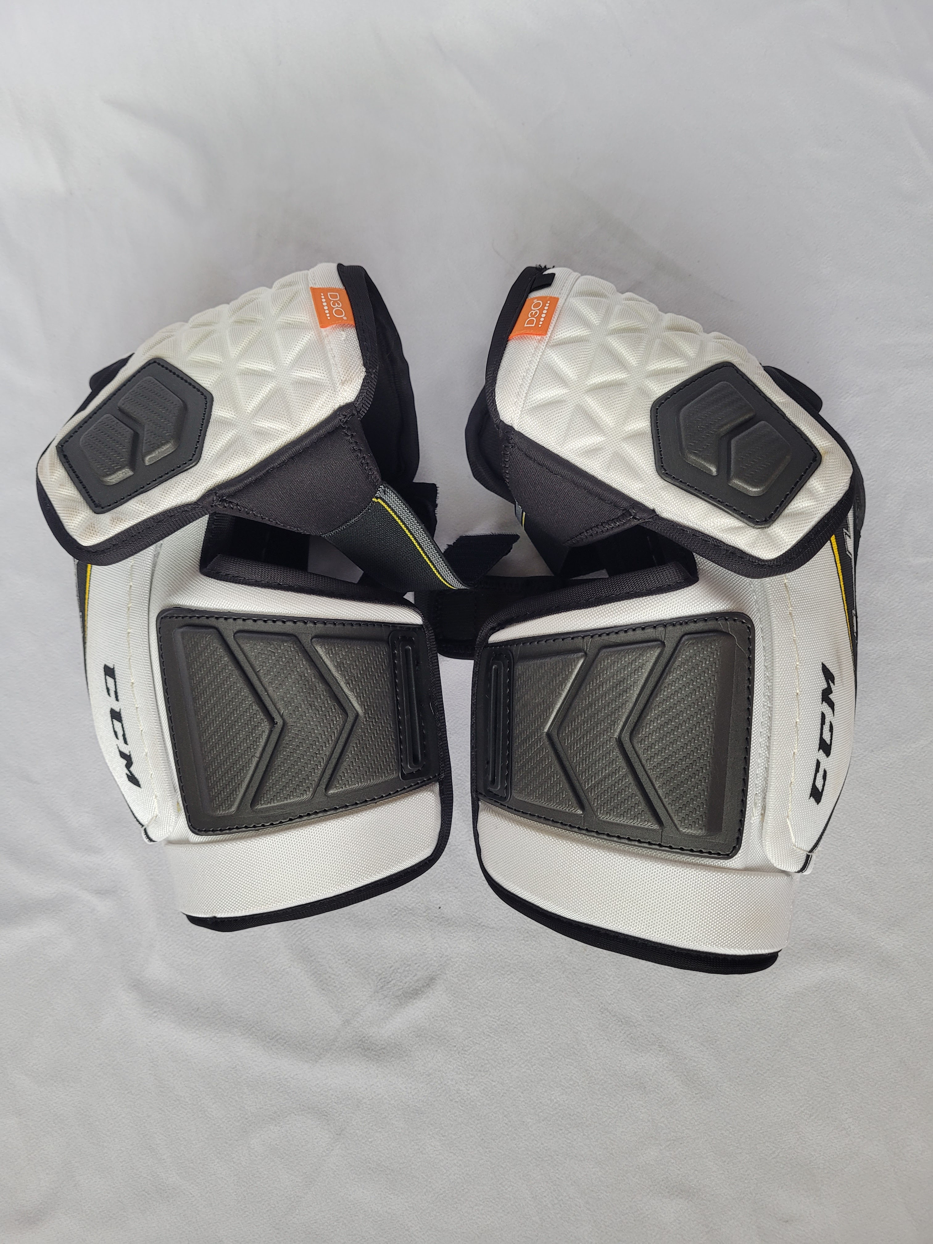 CCM Ultra Tacks Pro (Long cuff) *DEFECT* Large pro stock elbow pads ...