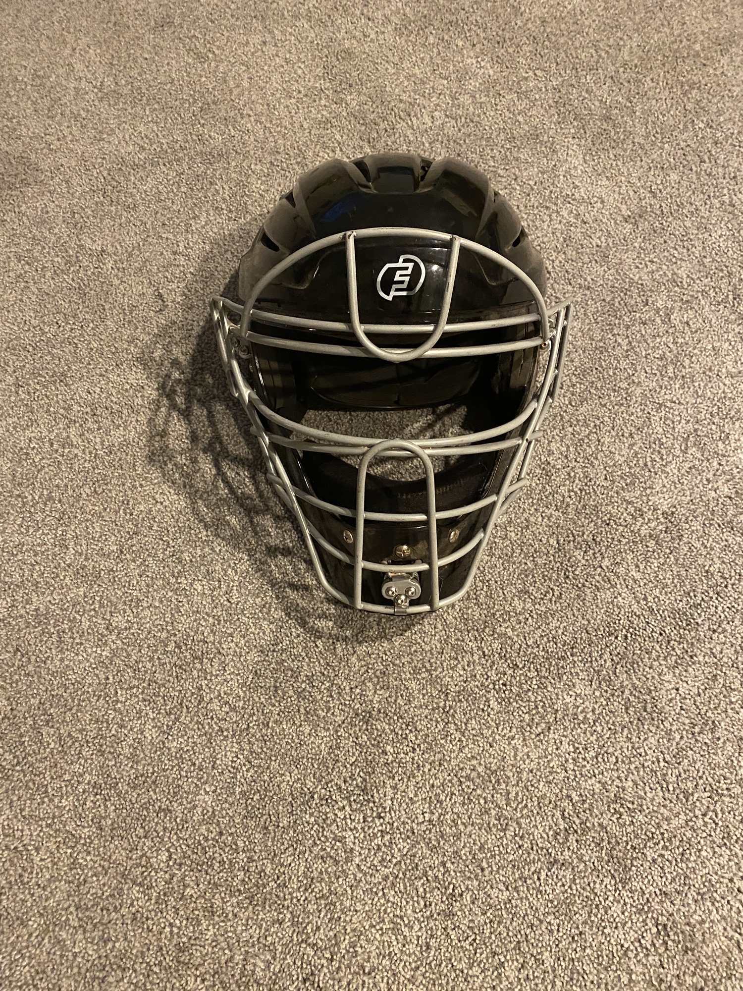 Force 3 Catchers Mask | SidelineSwap