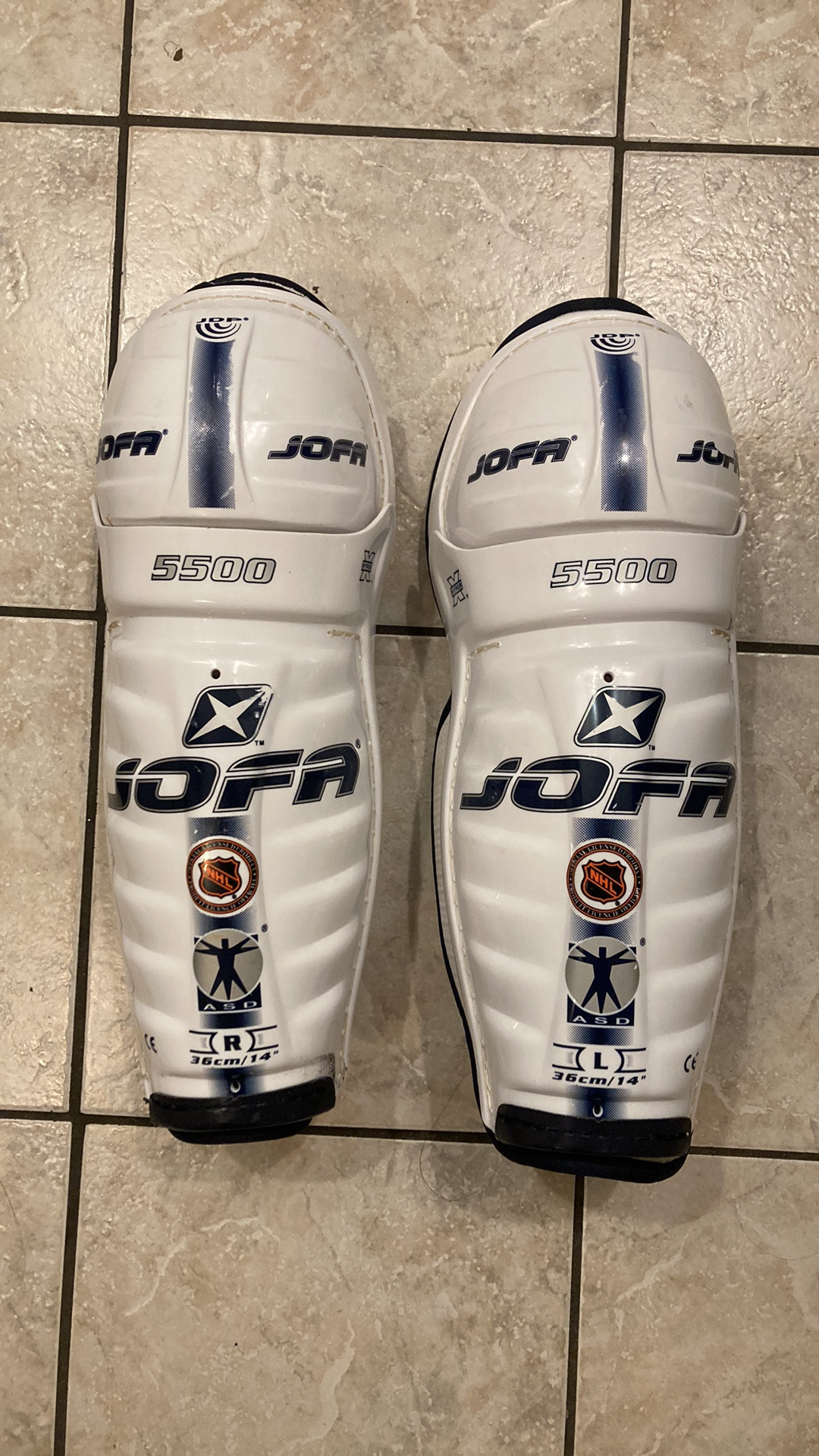 Senior Used Jofa 14" Shin Pads Pro Stock | SidelineSwap