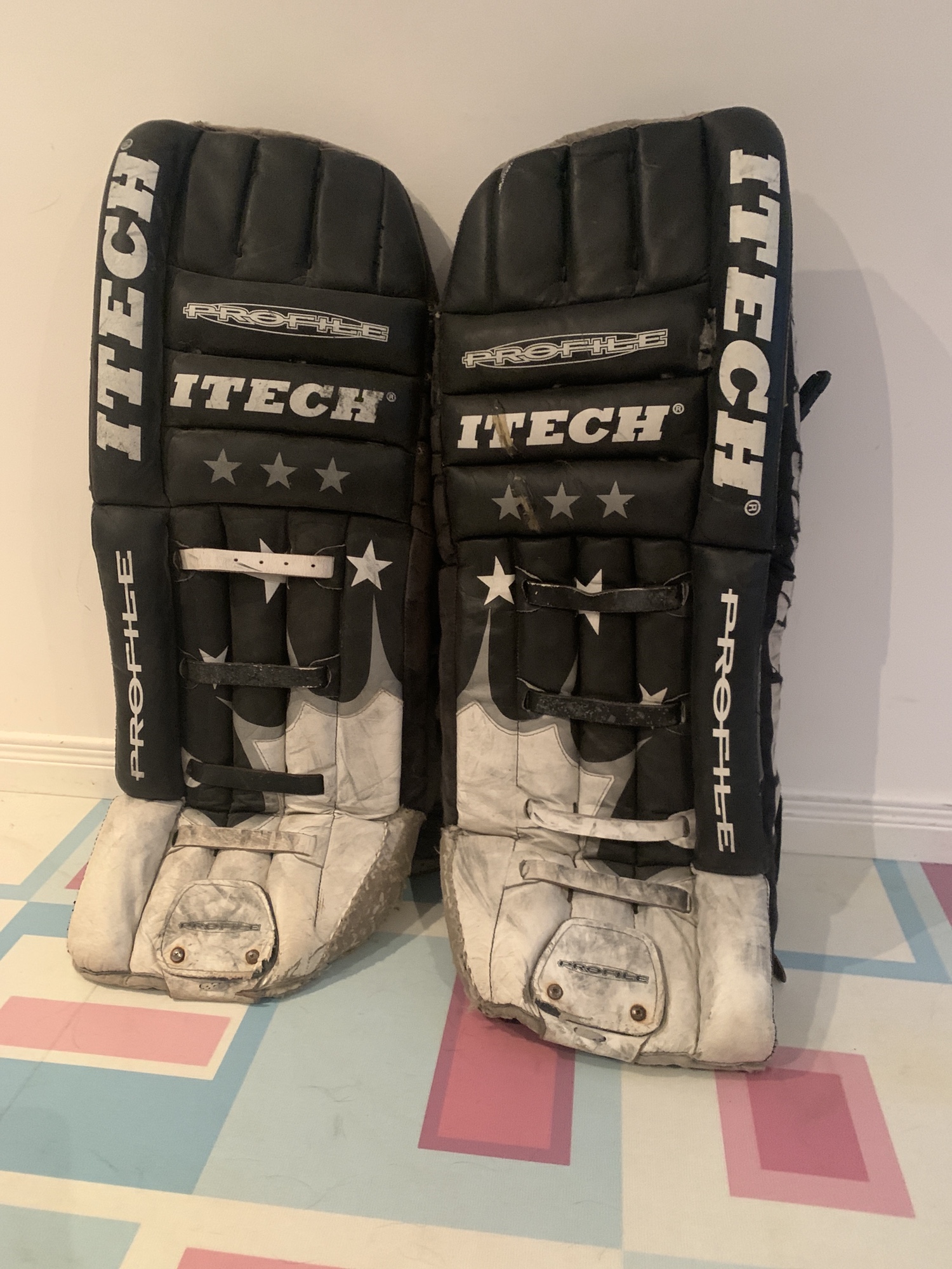 34" Itech Goalie Leg Pads | SidelineSwap